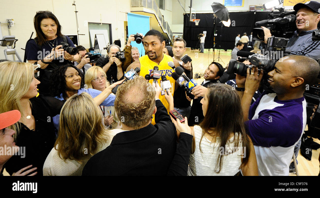 Metta world peace lakers hi-res stock photography and images - Alamy