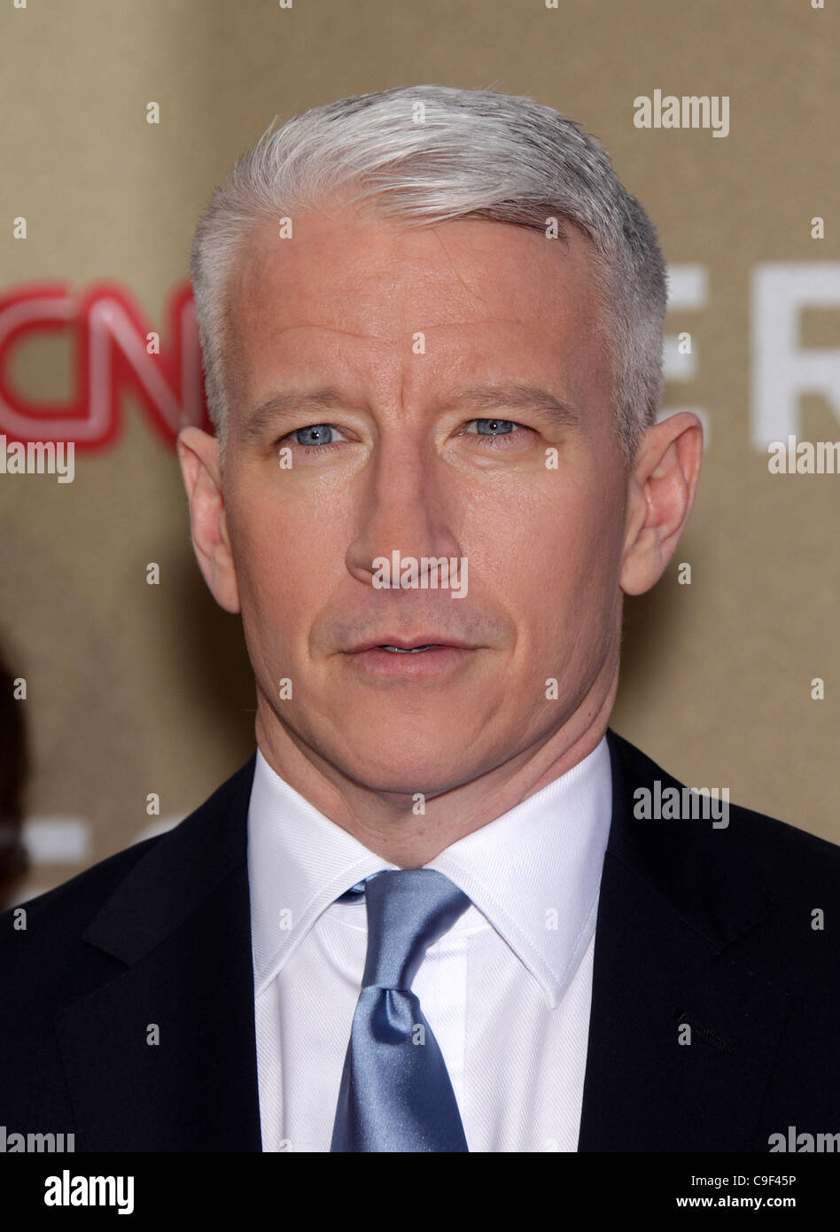 Dec. 11, 2011 - Los Angeles, California, U.S. - ANDERSON COOPER arrives ...