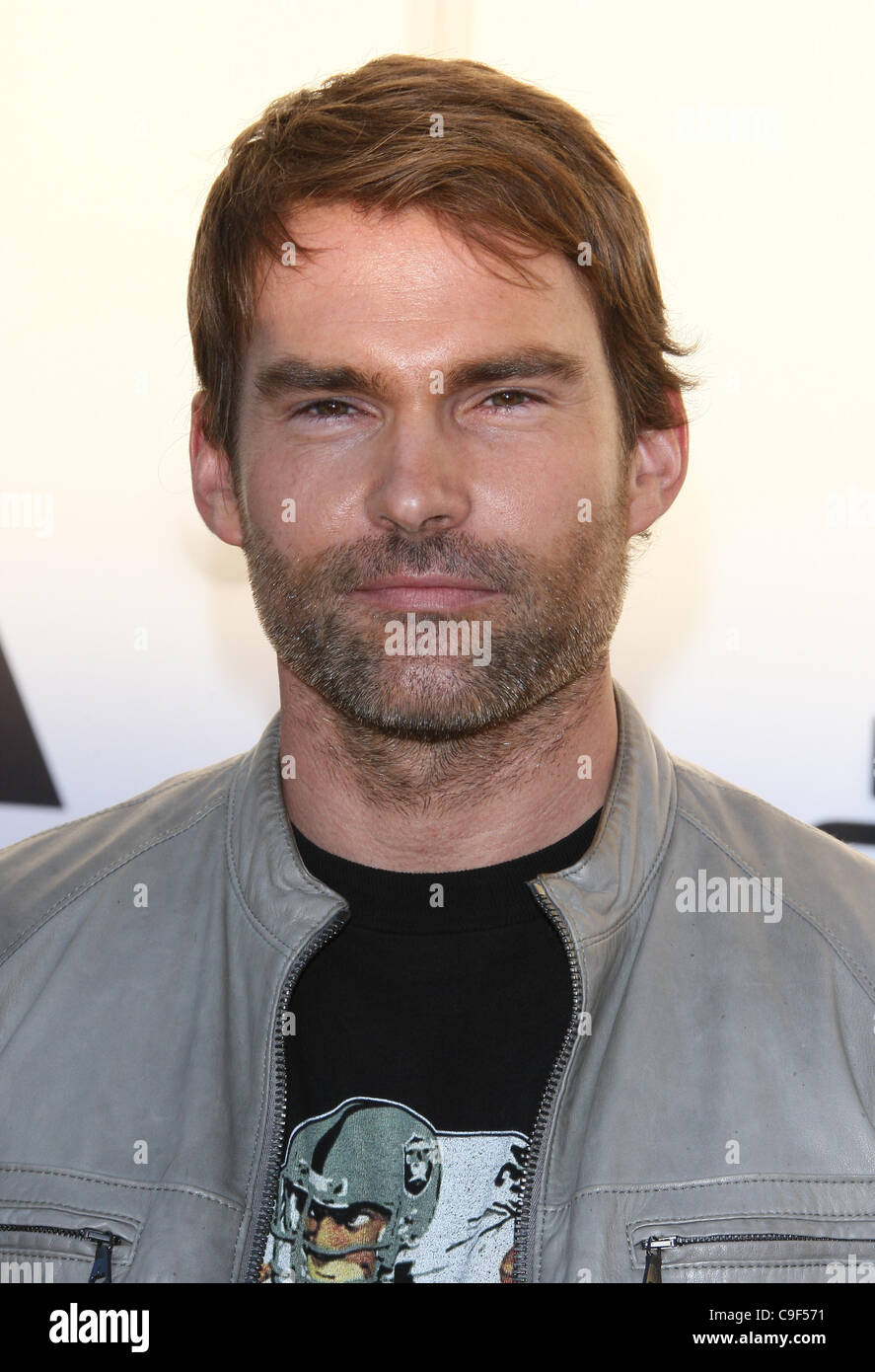SEANN WILLIAM SCOTT 2011 VIDEO GAME AWARDS. SPIKE TV. CULVER CITY LOS ...
