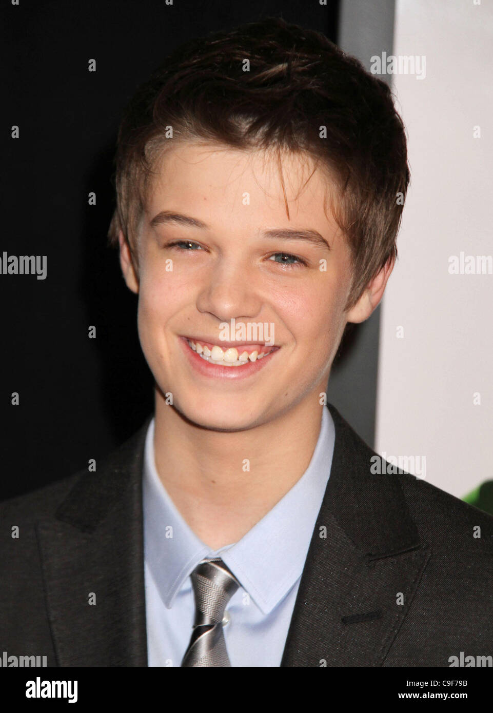 Colin Ford Biography