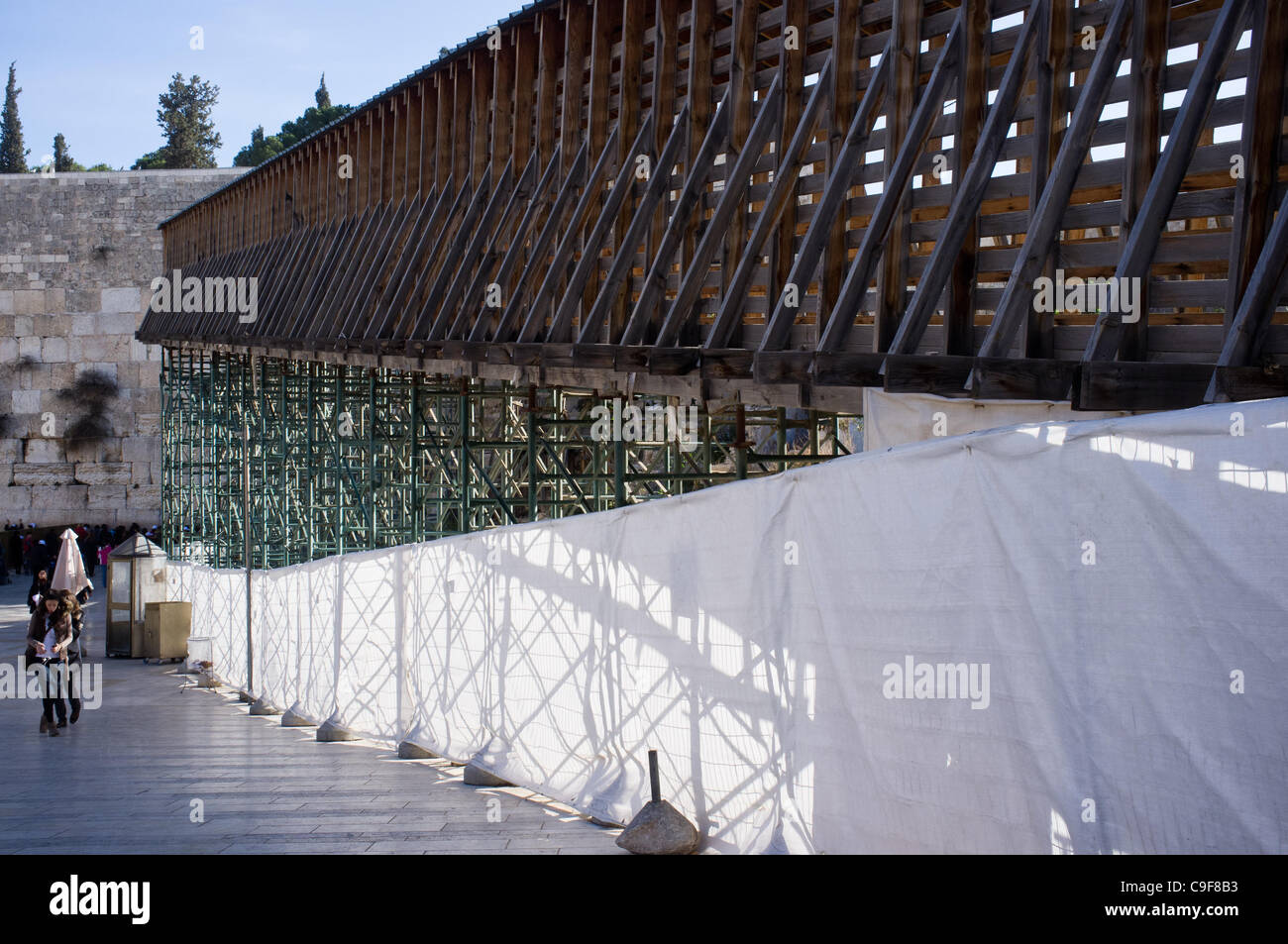Jerusalem City Engineer orders immediate closure of temporary Mugrabi ...