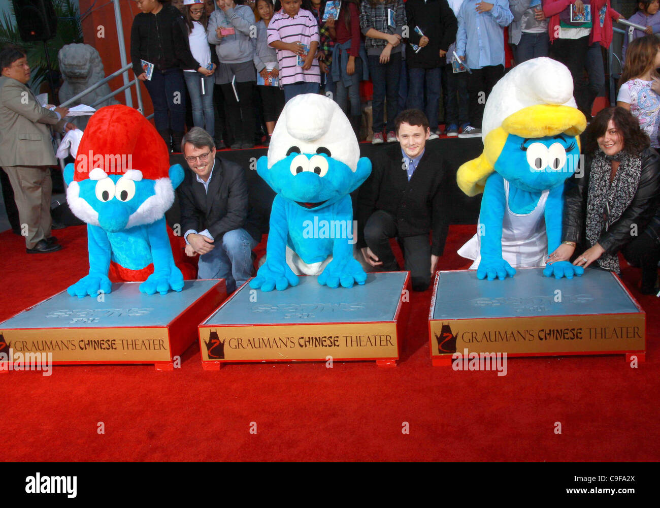Smurfs hand hi-res stock photography and images - Alamy