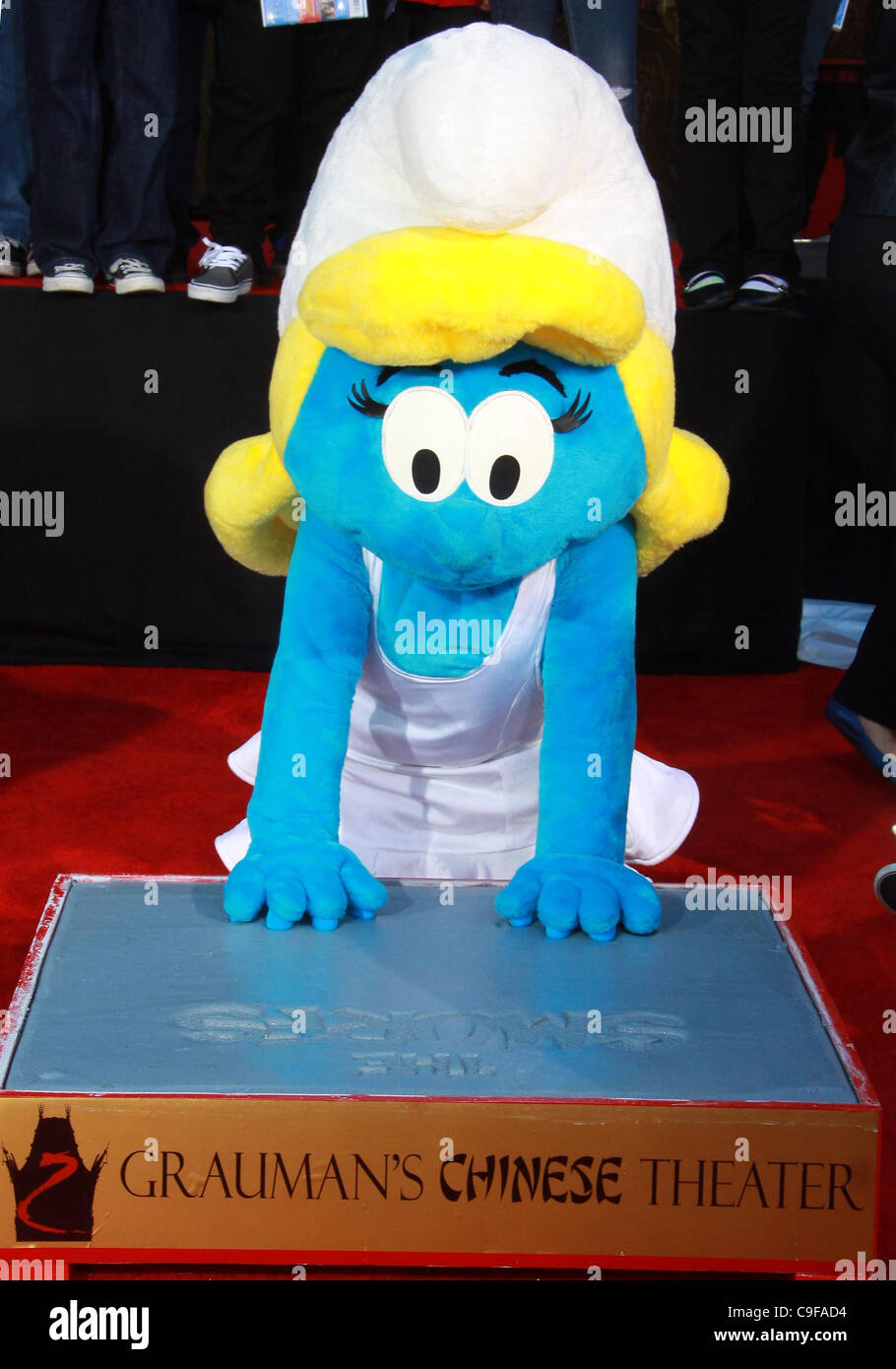 Dec. 13, 2011 - Los Angeles, California, U.S. - SMURFETTE, of The ...
