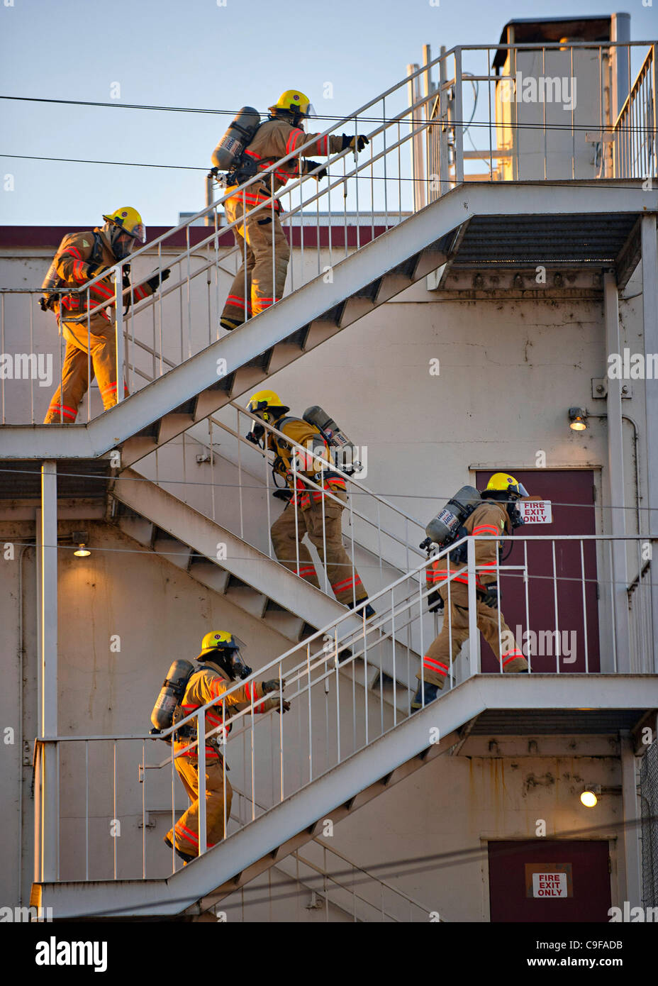 Dec. 13, 2011 - Roseburg, Oregon, U.S - City of Roseburg firefighter ...