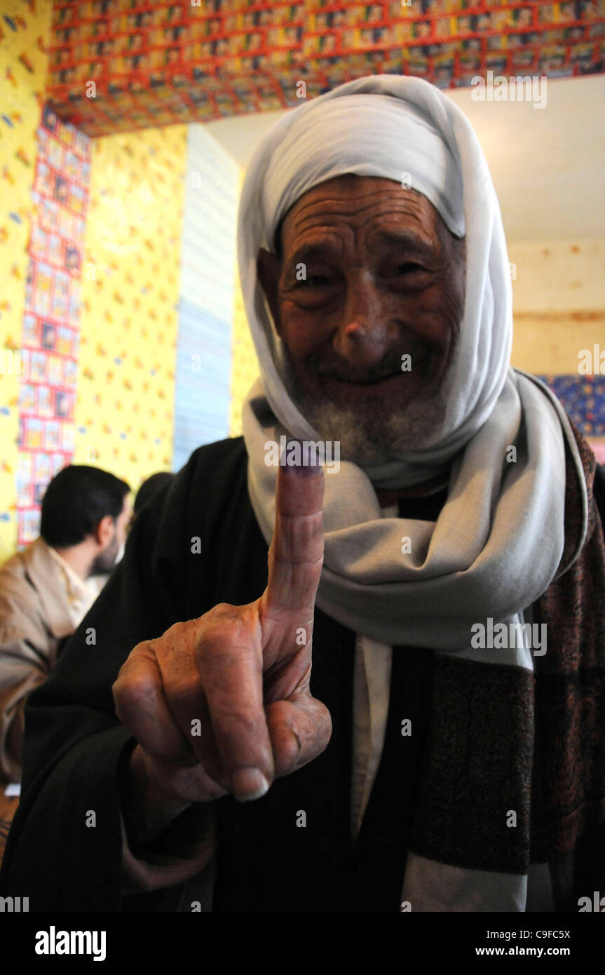 Egyptian man shows finger after hi-res stock photography and images - Alamy