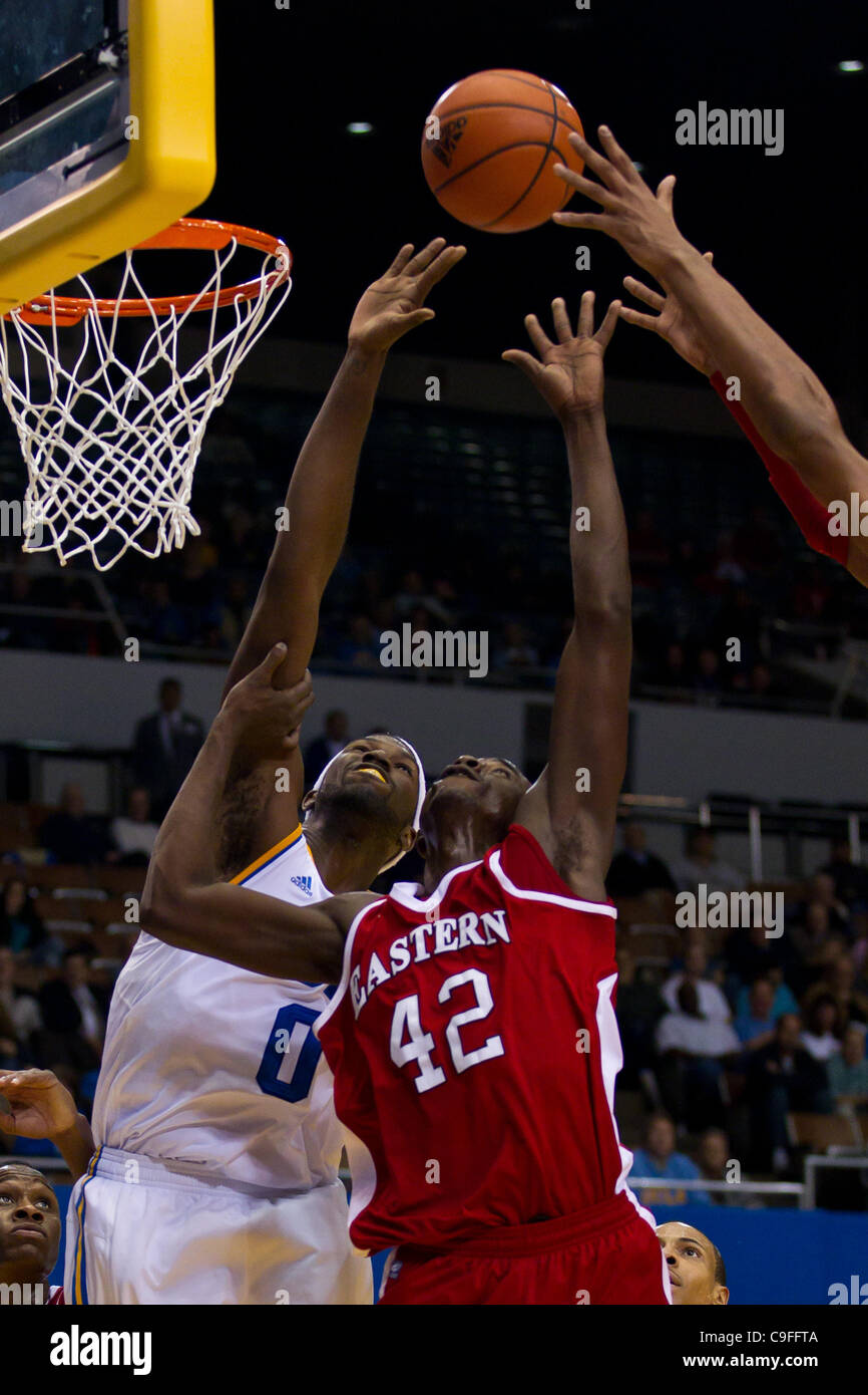 Eastern washington eagles mens basketball hi-res stock photography and ...