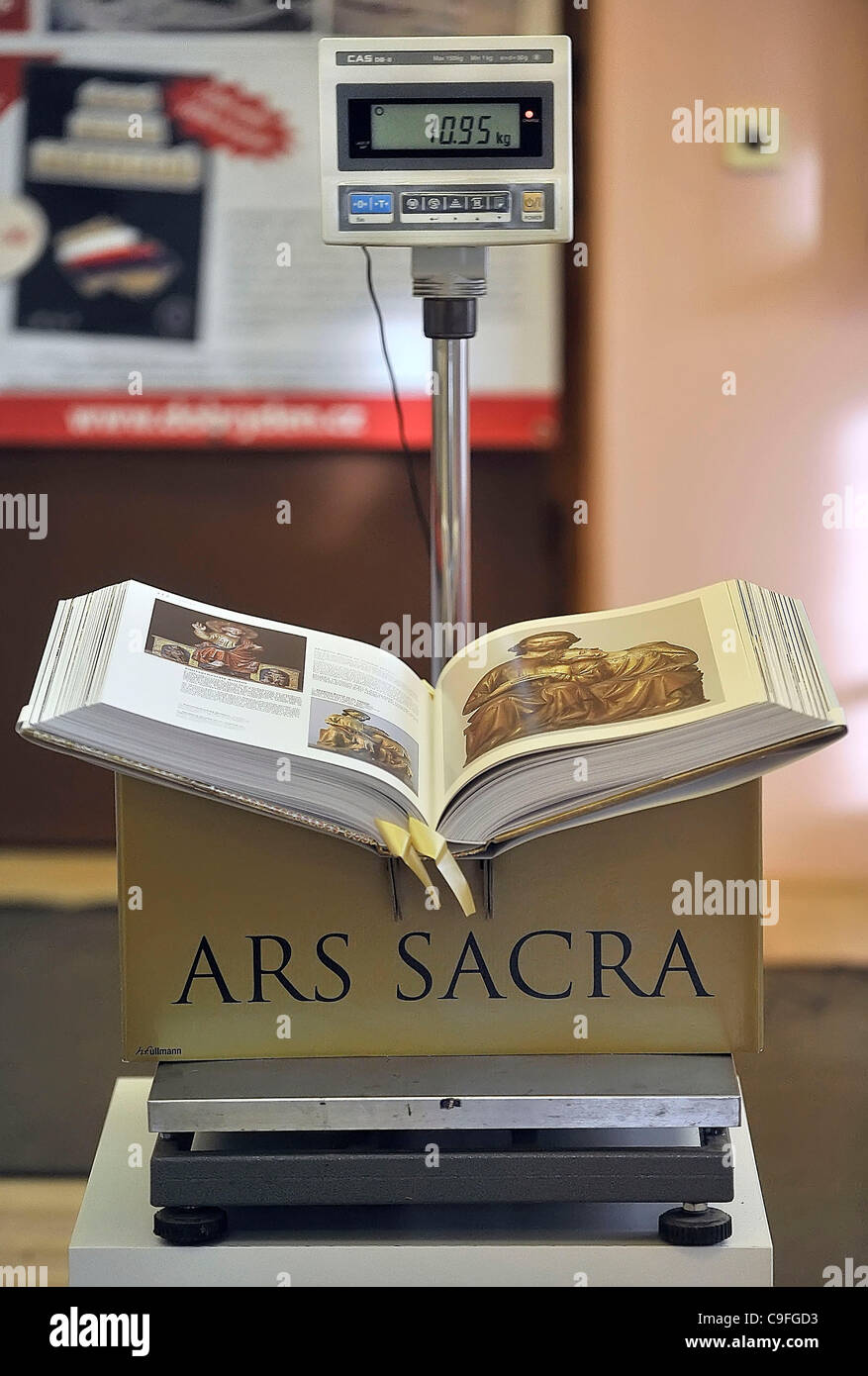 Book entitled Ars Sacra which weighs 11 kgs is the heaviest book which ...