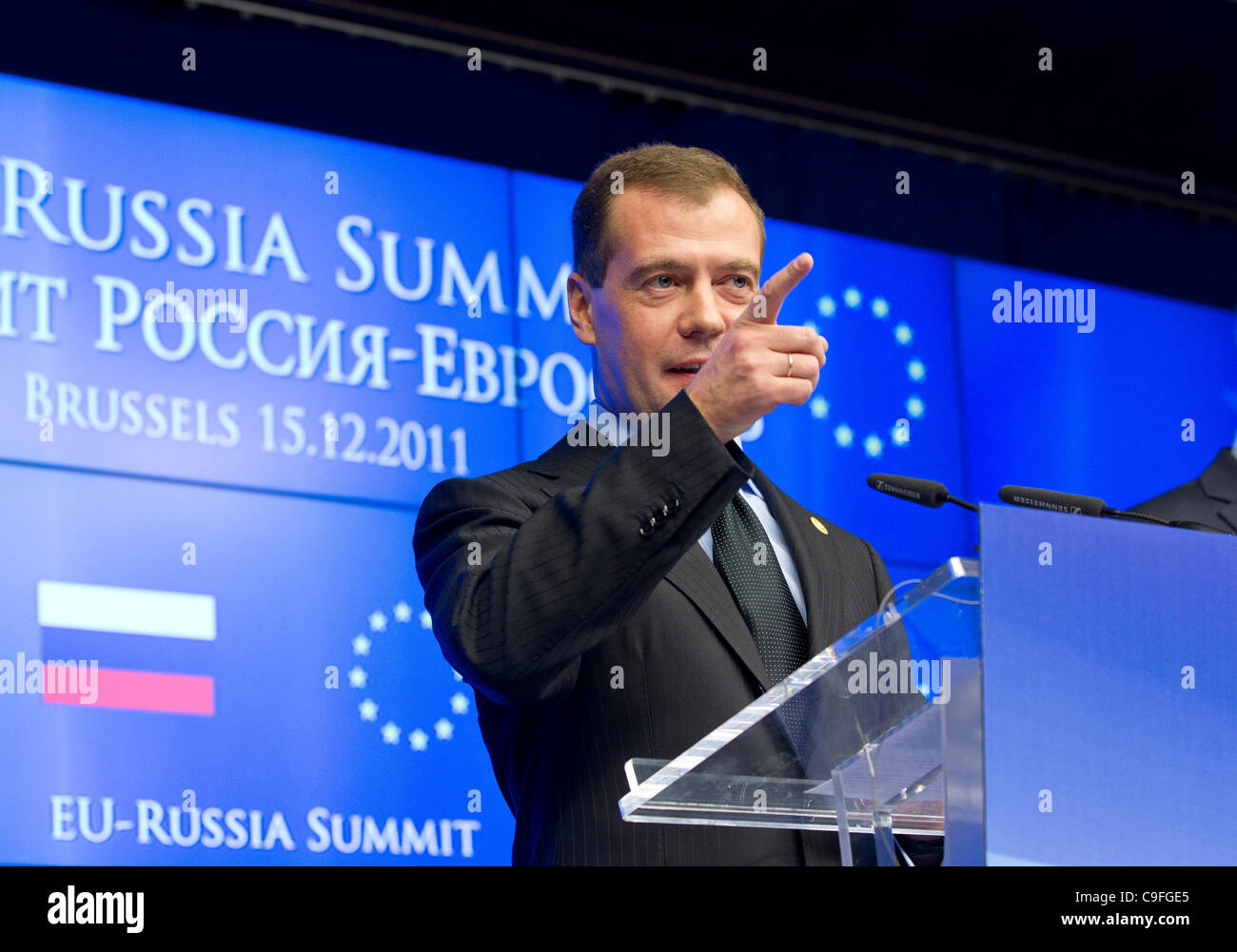 Dmitry medvedev of russia hi-res stock photography and images - Alamy