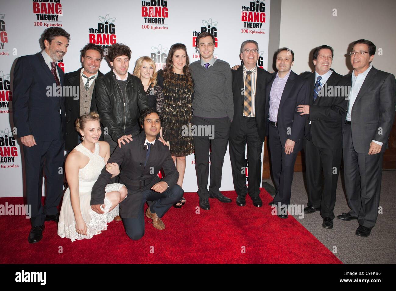 Chuck Lorre, Johnny Galecki, Simon Helberg, Melissa Rauch, Mayim Bialik ...