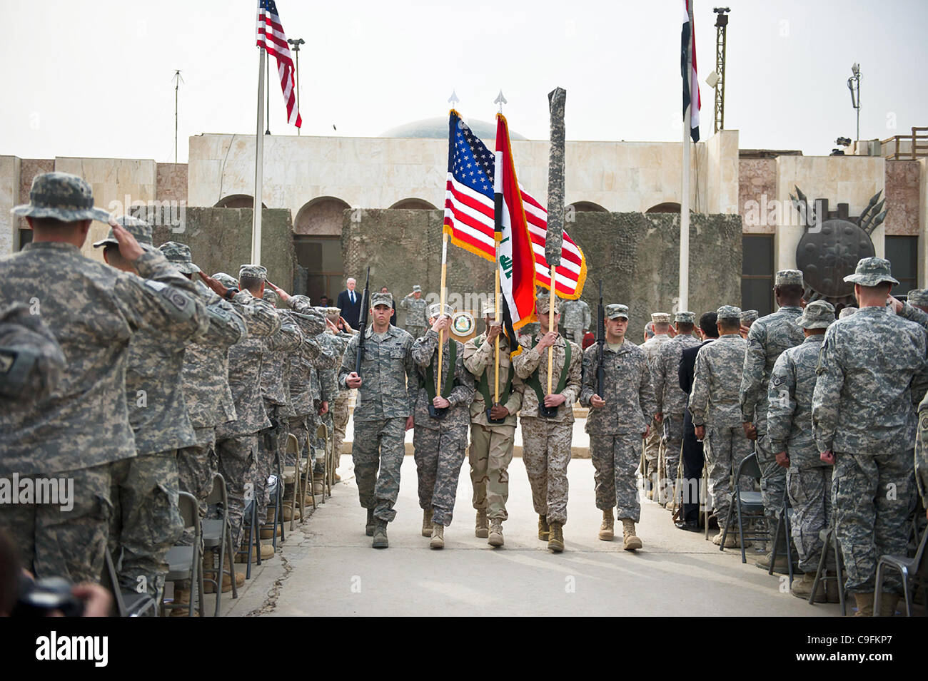 Us military departing iraq hi-res stock photography and images - Alamy