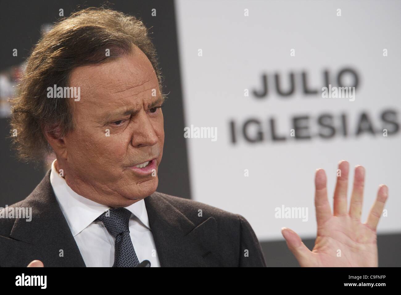 Dec. 16, 2011 - Madrid, Spain - Spanish singer Julio Iglesias after ...
