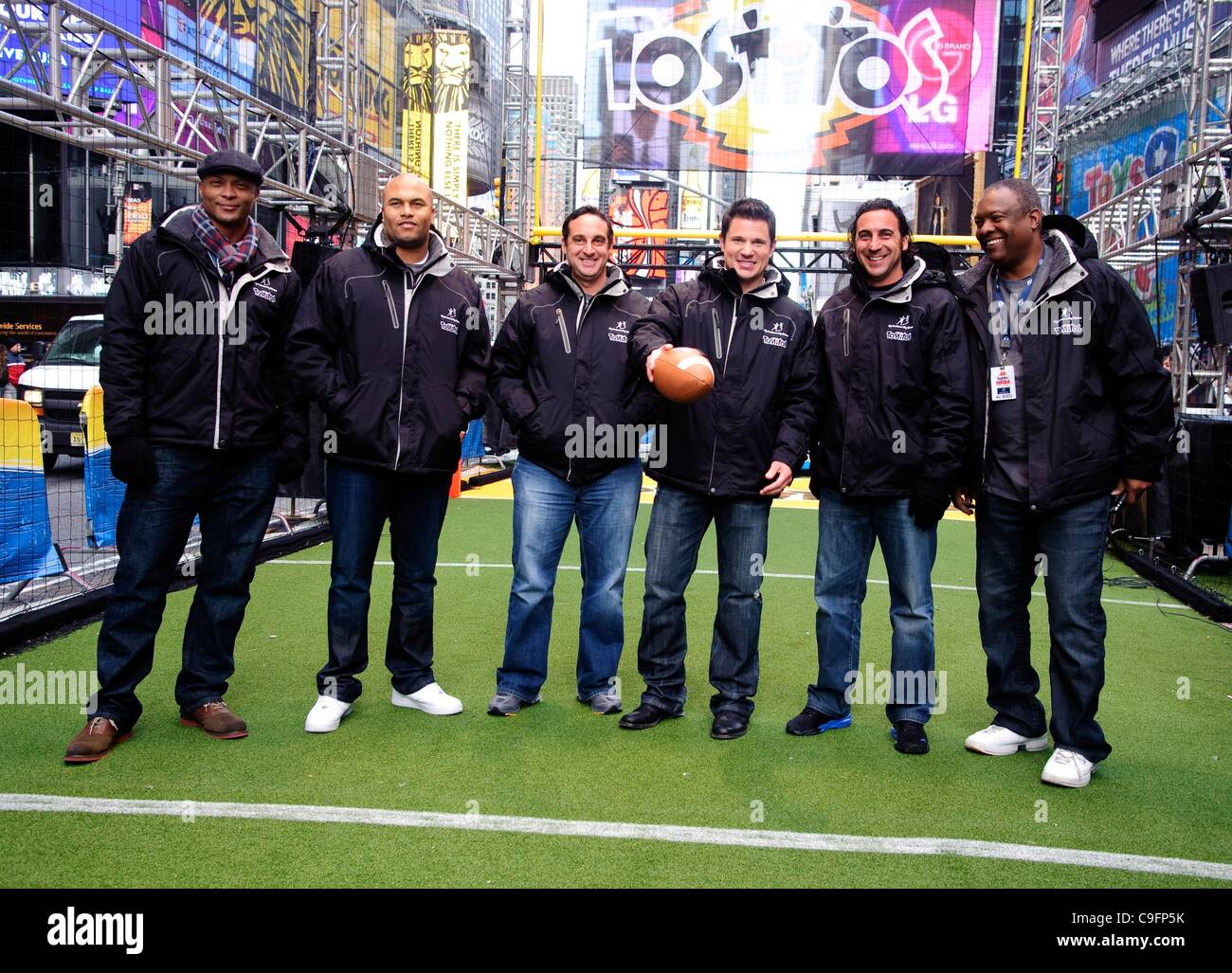 Eddie George, Antonio Pierce, Martin Gramatica, Nick Lachey, Bill ...