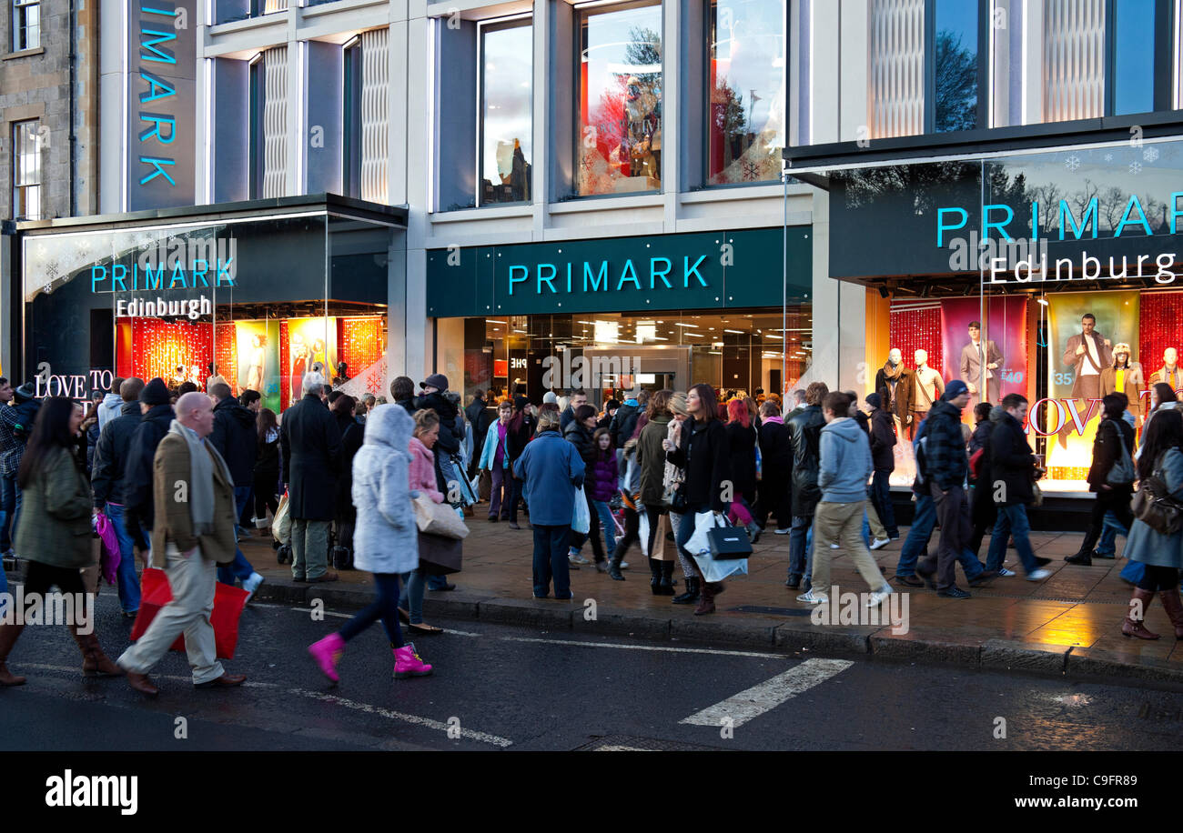 Primark princes street hi-res stock photography and images - Alamy