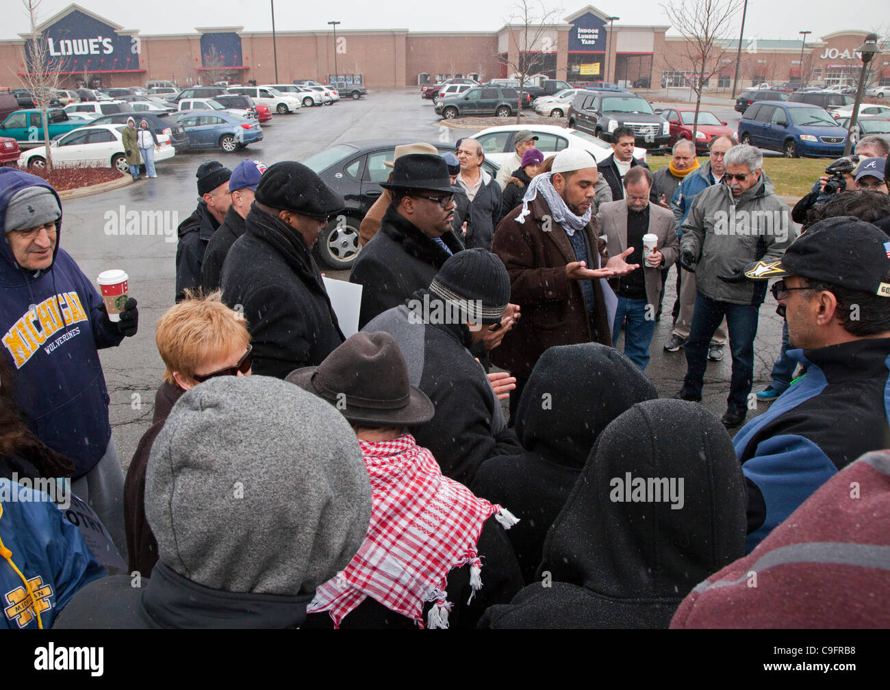 Muslim tv reality show hi-res stock photography and images - Alamy