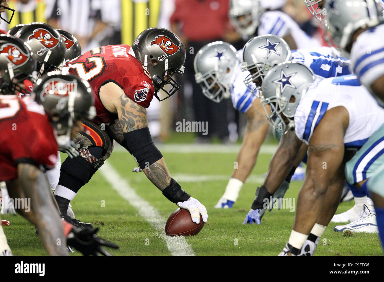 Football Center Snap Ball High Resolution Stock Photography and Images ...