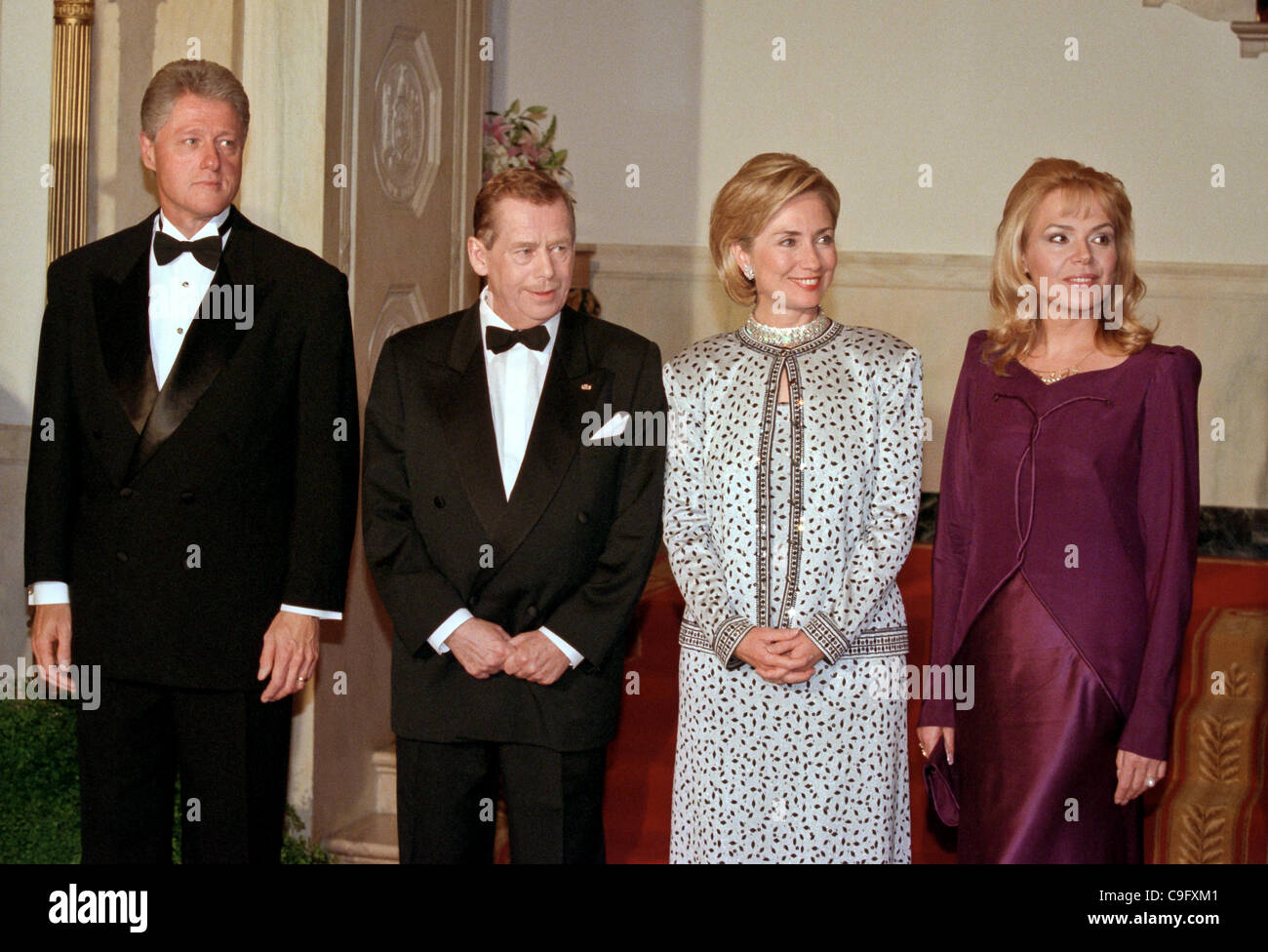 President Bill Clinton (L) stands with Czech President Vaclav Havel ...