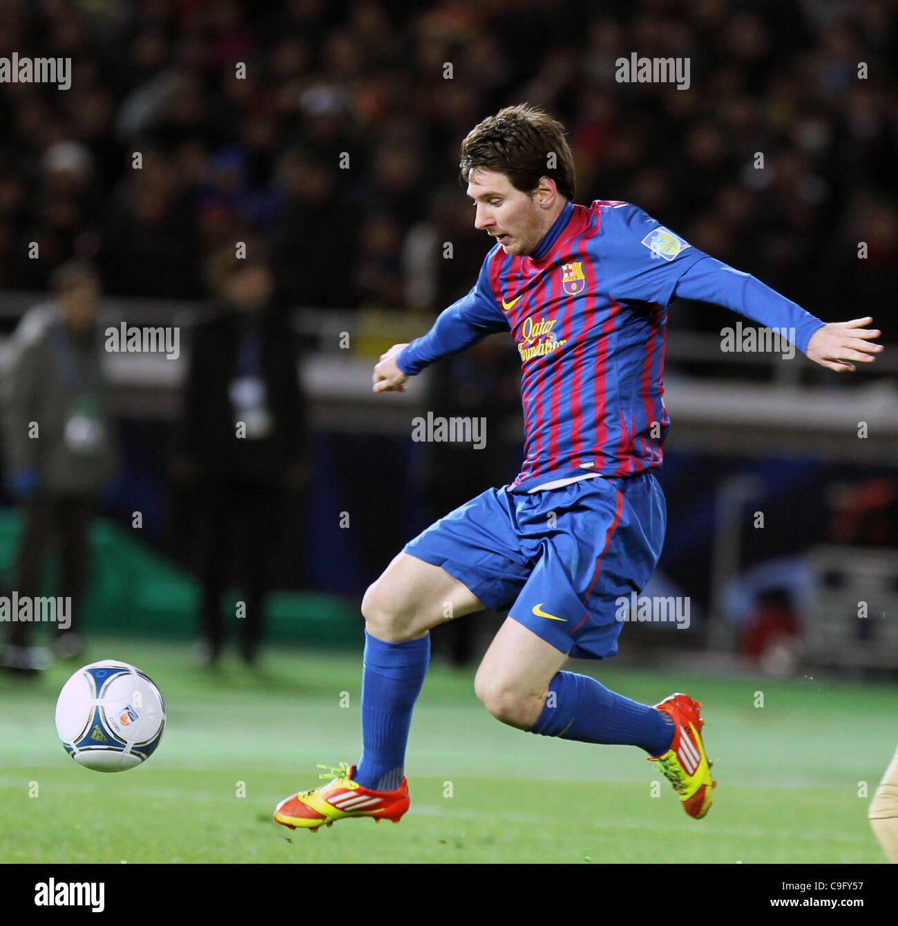Lionel messi 2011 goal hi-res stock photography and images - Alamy