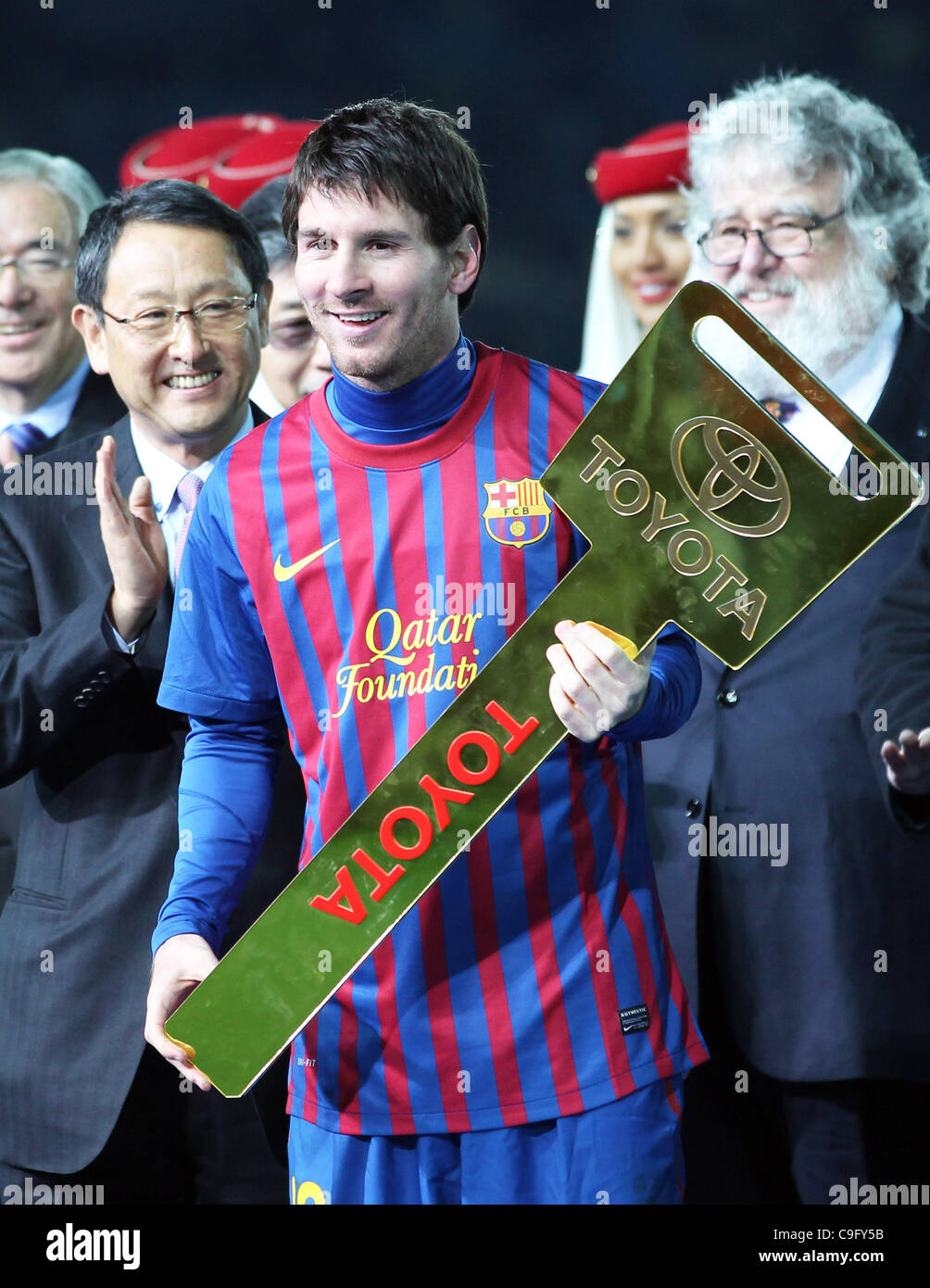 Dec. 18, 2011 - Yokohama, Japan - LIONEL MESSI of FC Barcelona is ...