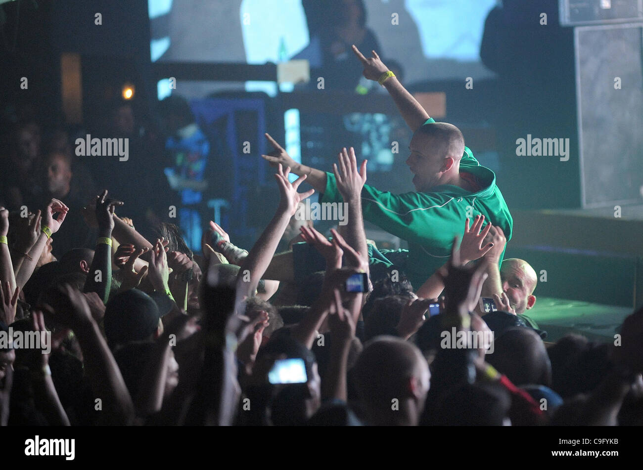 Korn fans hi-res stock photography and images - Alamy