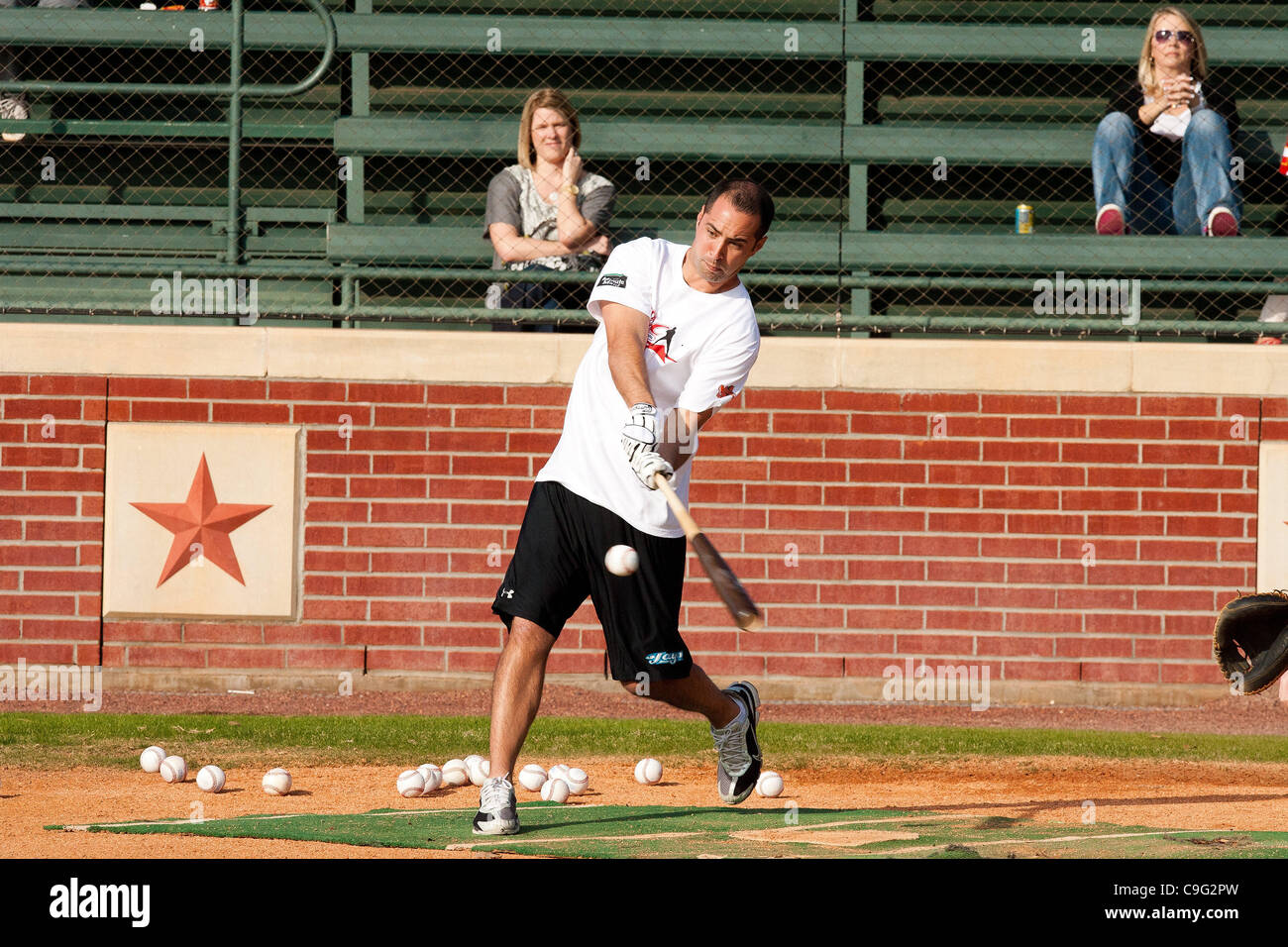 Dec. 18, 2011 - Houston, Texas, U.S - MLB Player Seth Overby P ...