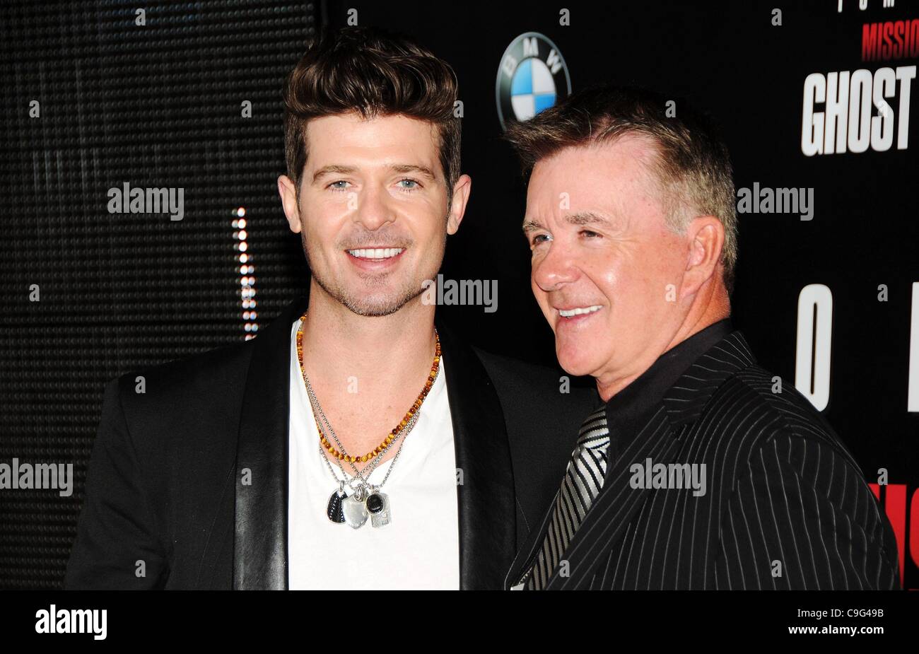 Robin thicke and alan thicke hi-res stock photography and images - Alamy