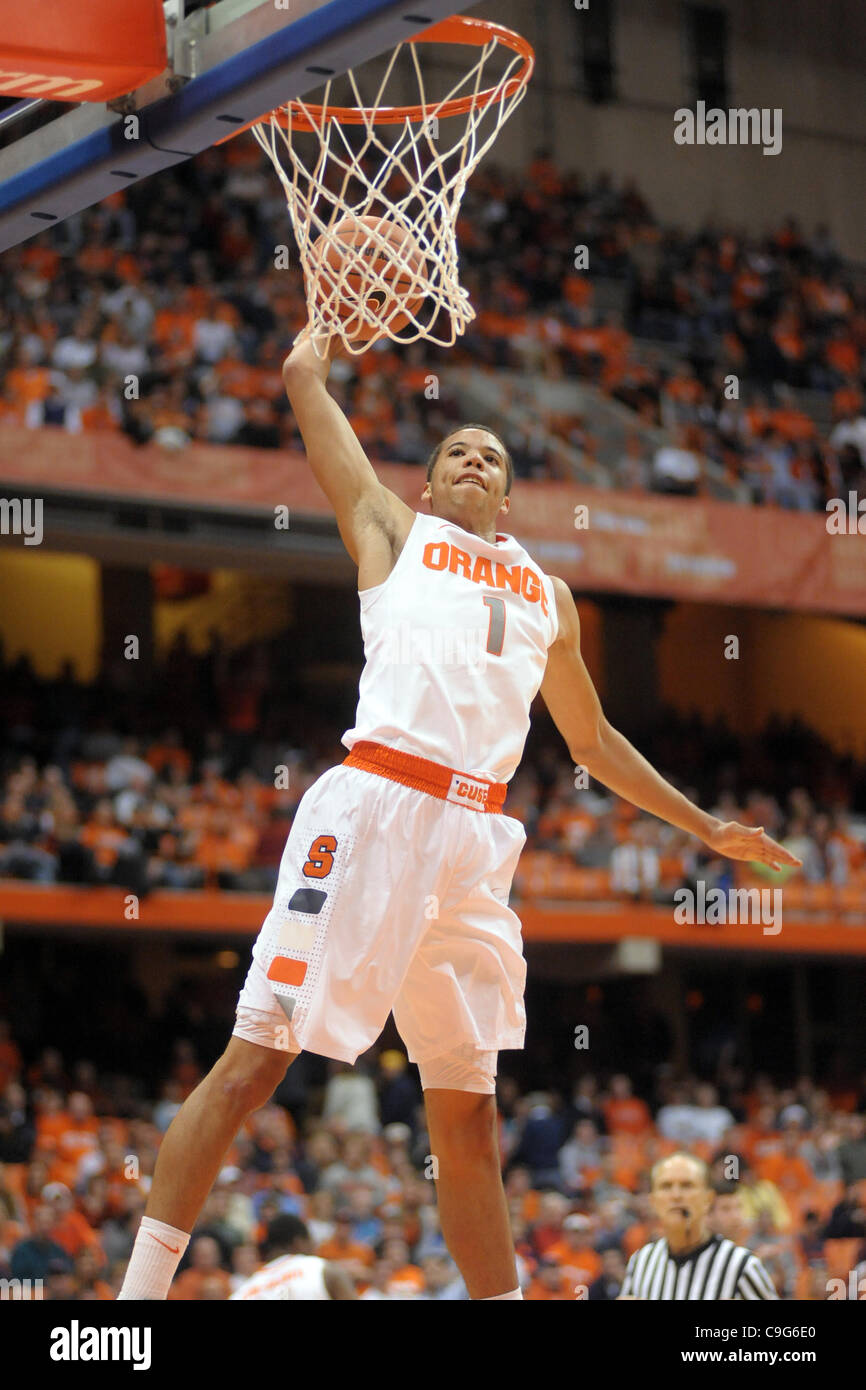 Dec. 20, 2011 - Syracuse, New York, U.S - Syracuse Orange guard Michael ...