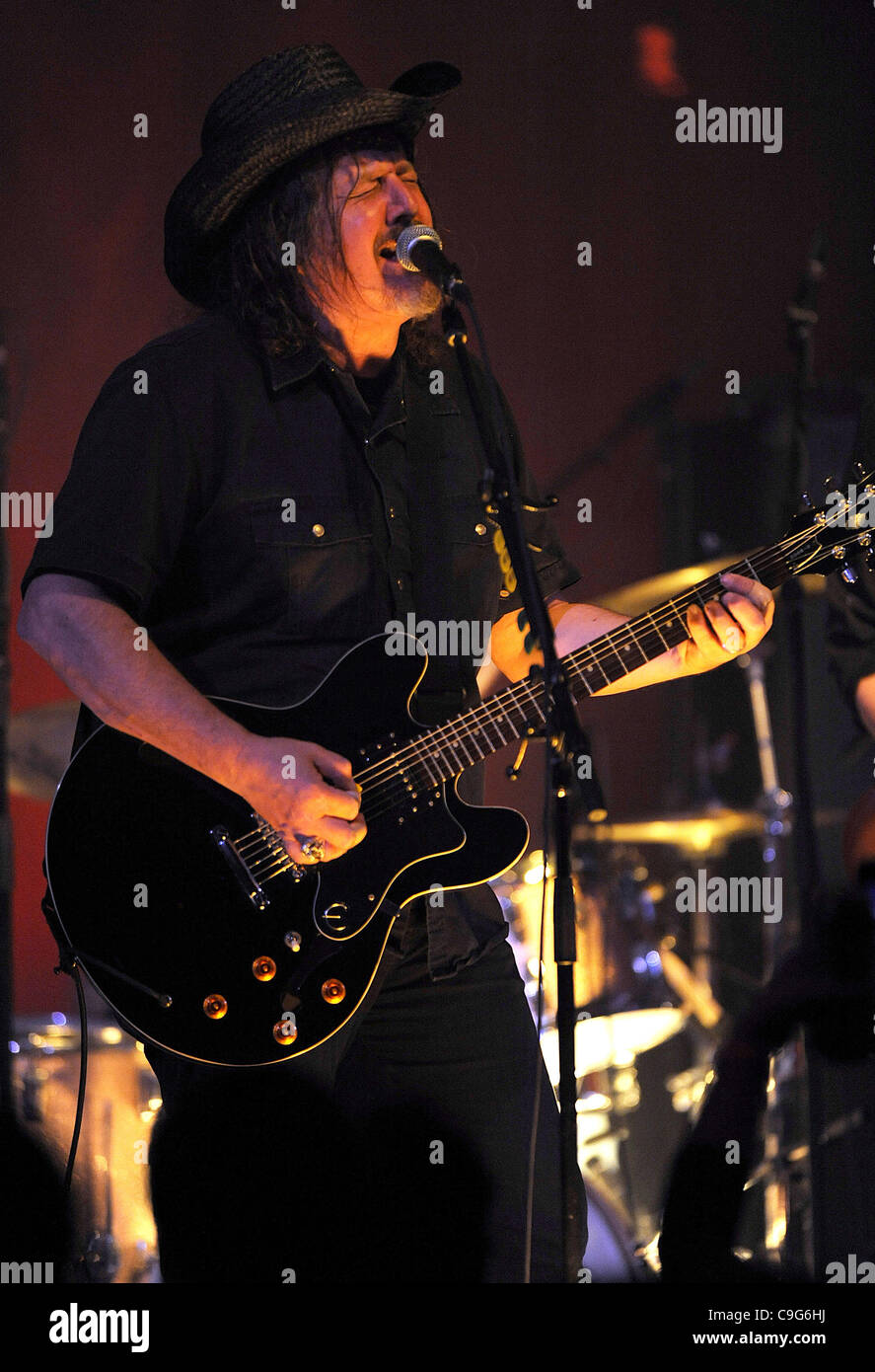 Kevn Kinney High Resolution Stock Photography and Images - Alamy