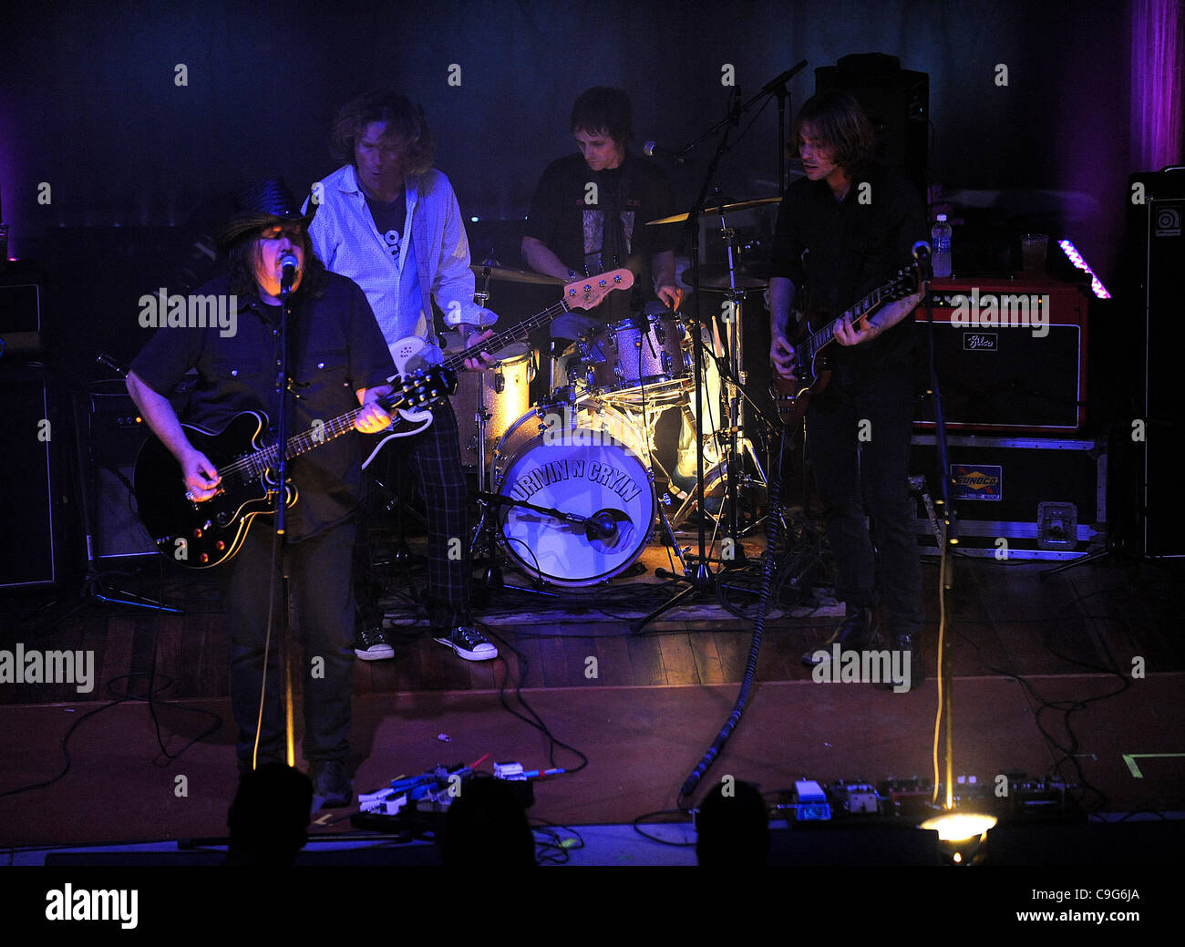 Guitarist sadler vaden hi-res stock photography and images - Alamy