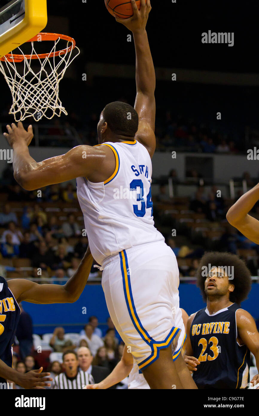 Dec. 20, 2011 - Los Angeles, California, U.S - UCLA Bruins Joshua Smith ...