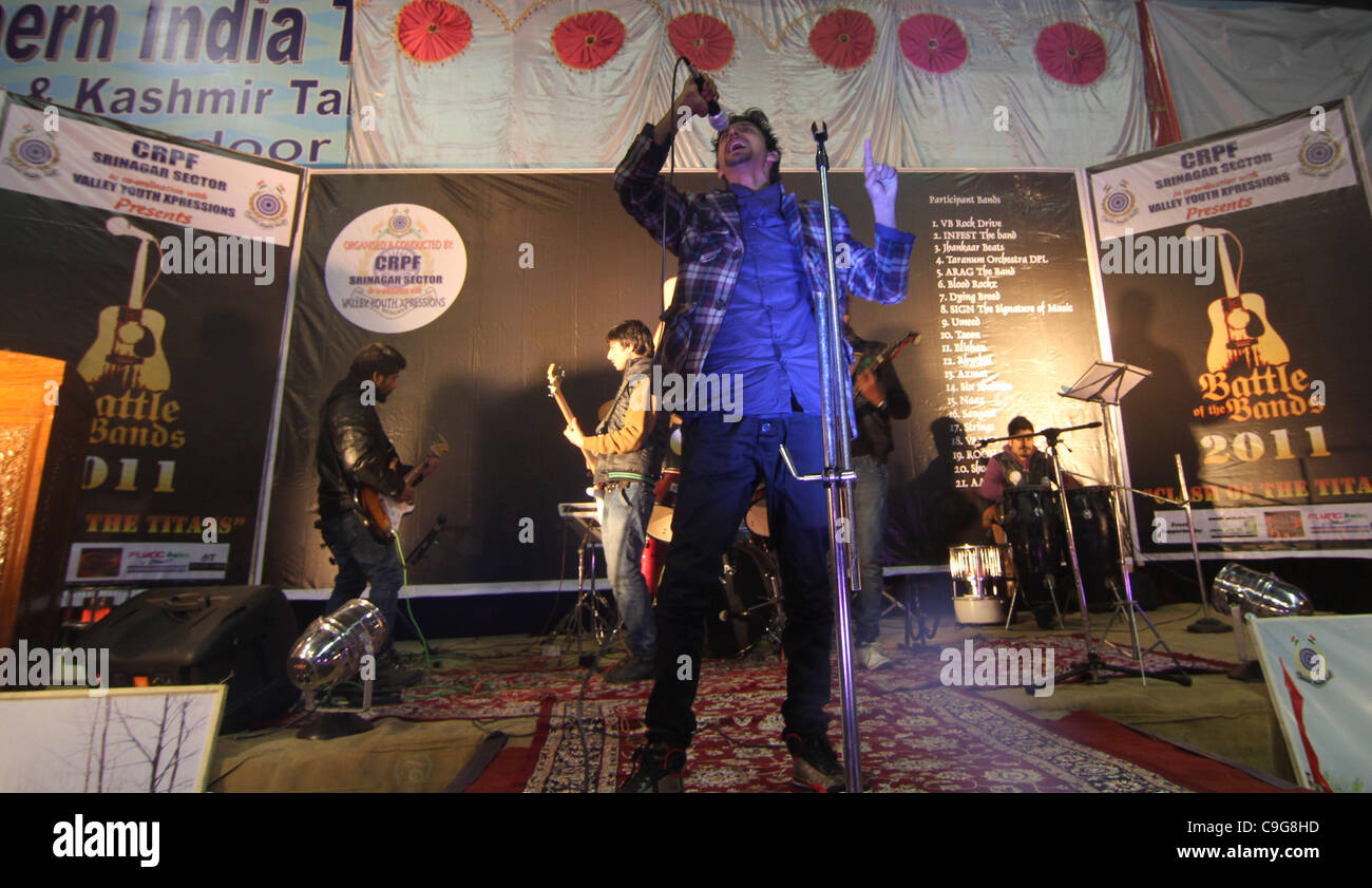 Battle of the bands hi-res stock photography and images - Alamy