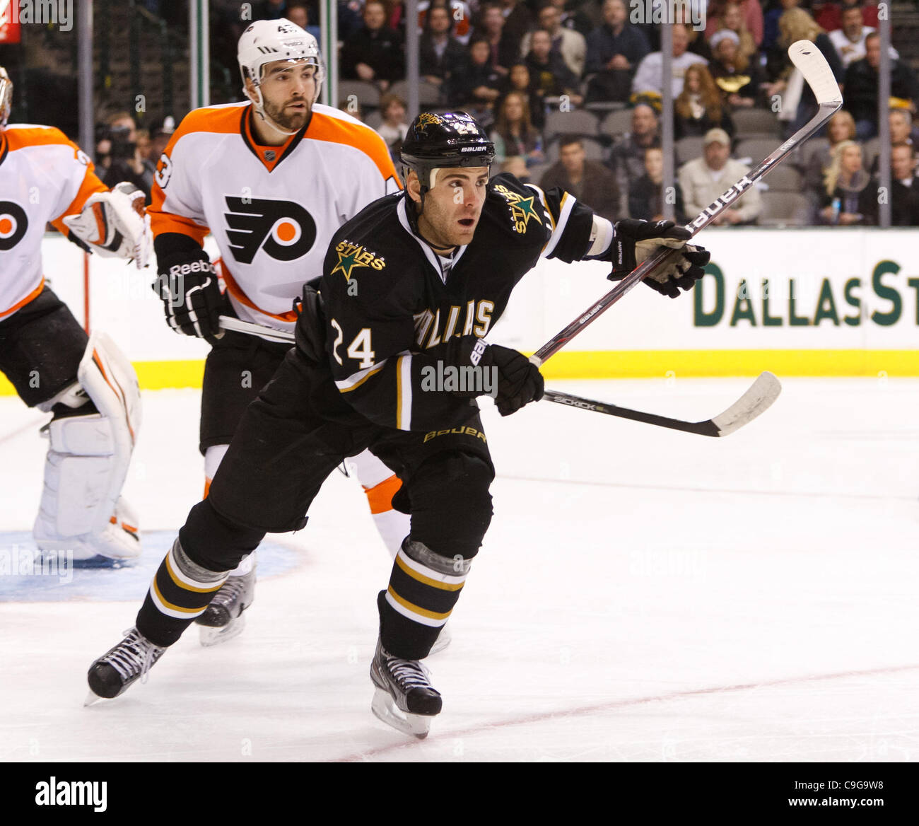 Dec. 21, 2011 - Dallas, Texas, US - Dallas Stars Forward Eric Nystrom ...
