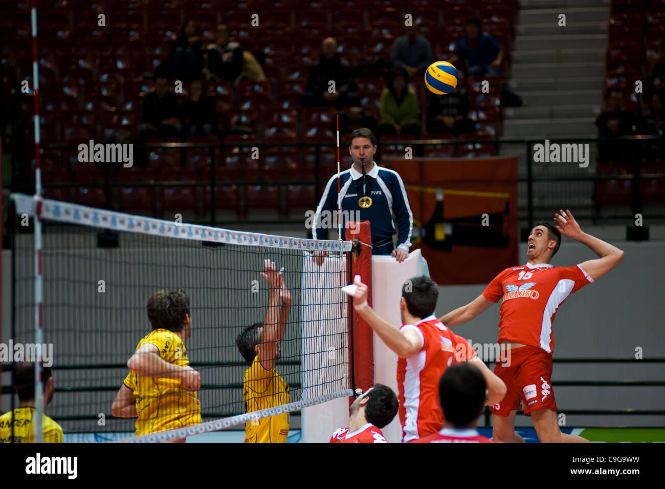 Volleyball CEV Cup Men Stock Photo - Alamy