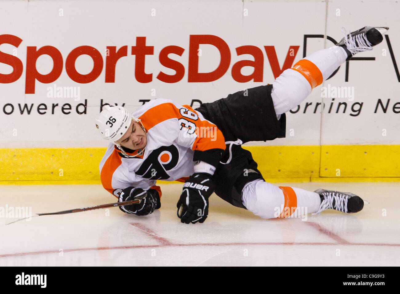 Dec. 21, 2011 - Dallas, Texas, US - Philadelphia Flyers Forward ZAC ...