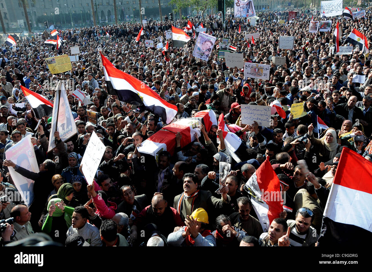 Dec. 23, 2011 - Cairo, Cairo, Egypt - Egyptian protesters shout anti ...