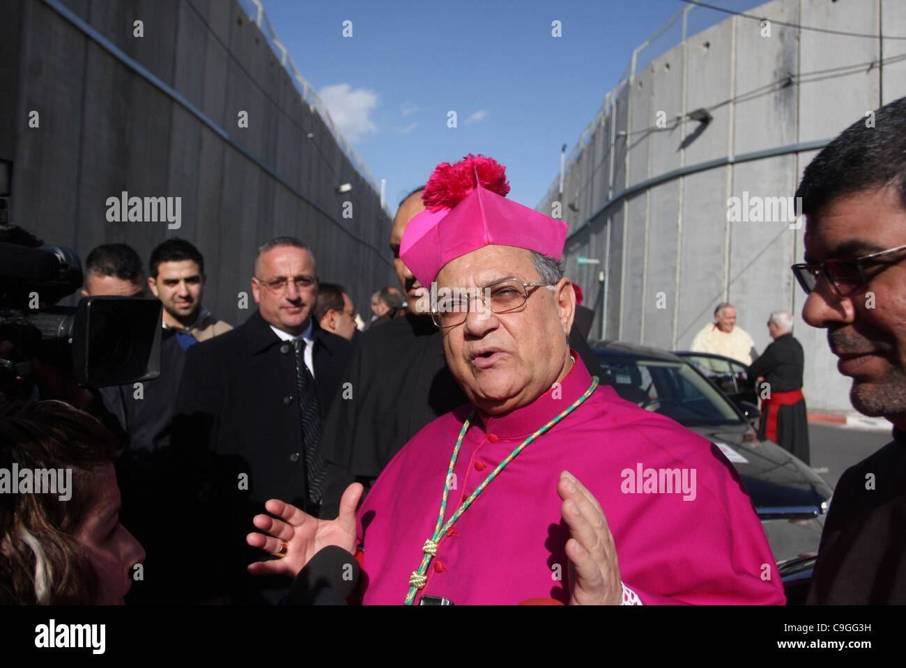 Dec. 25, 2011 - Bethlehem, West Bank, Palestinian Territory - The Latin ...