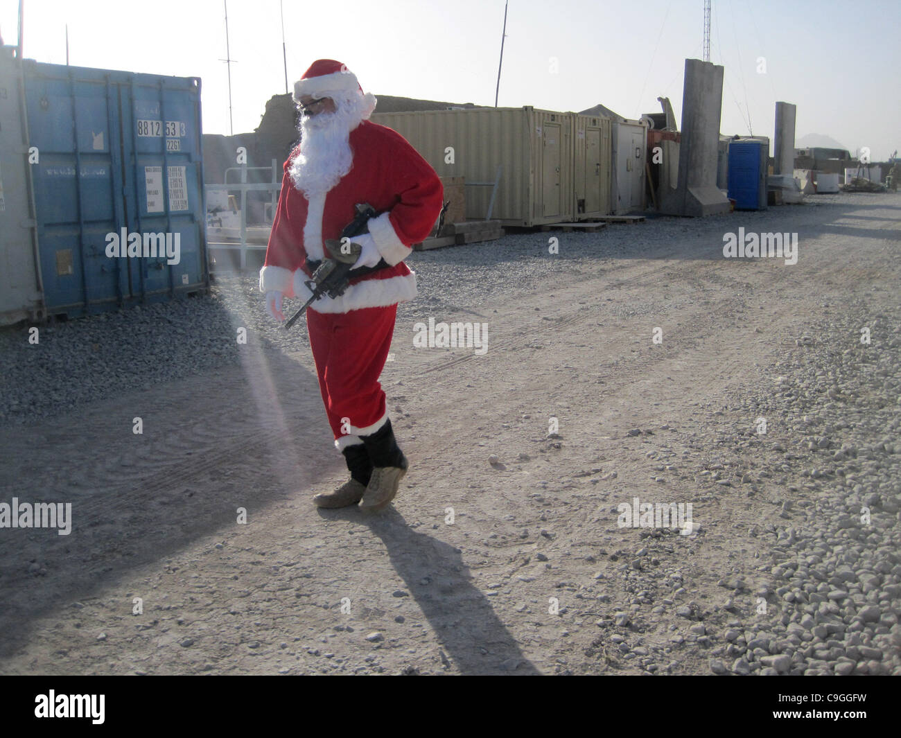 Battalion Commander Lt. Col. Brian Payne with the 1st Battalion 5th ...