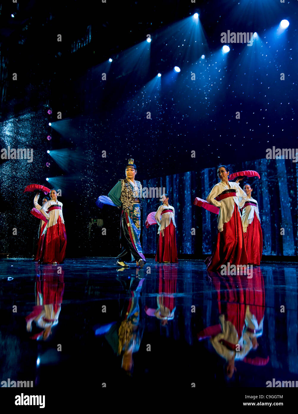 Dec. 24, 2011 - Los Angeles, CA, USA - The Kwan Gyu Lim Dance Company ...