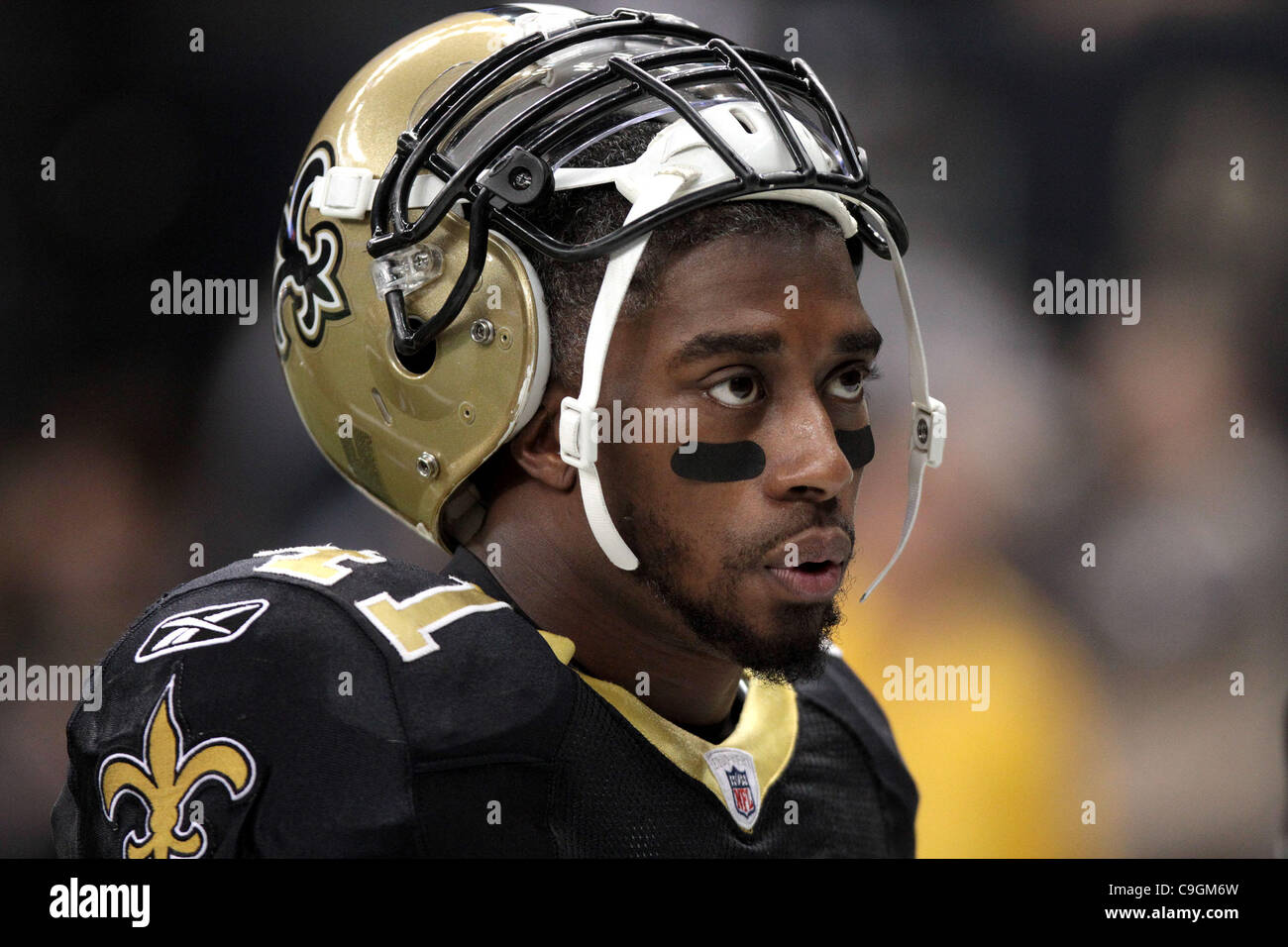 New Orleans Saint Roman Harper before his game against he Atlanta ...