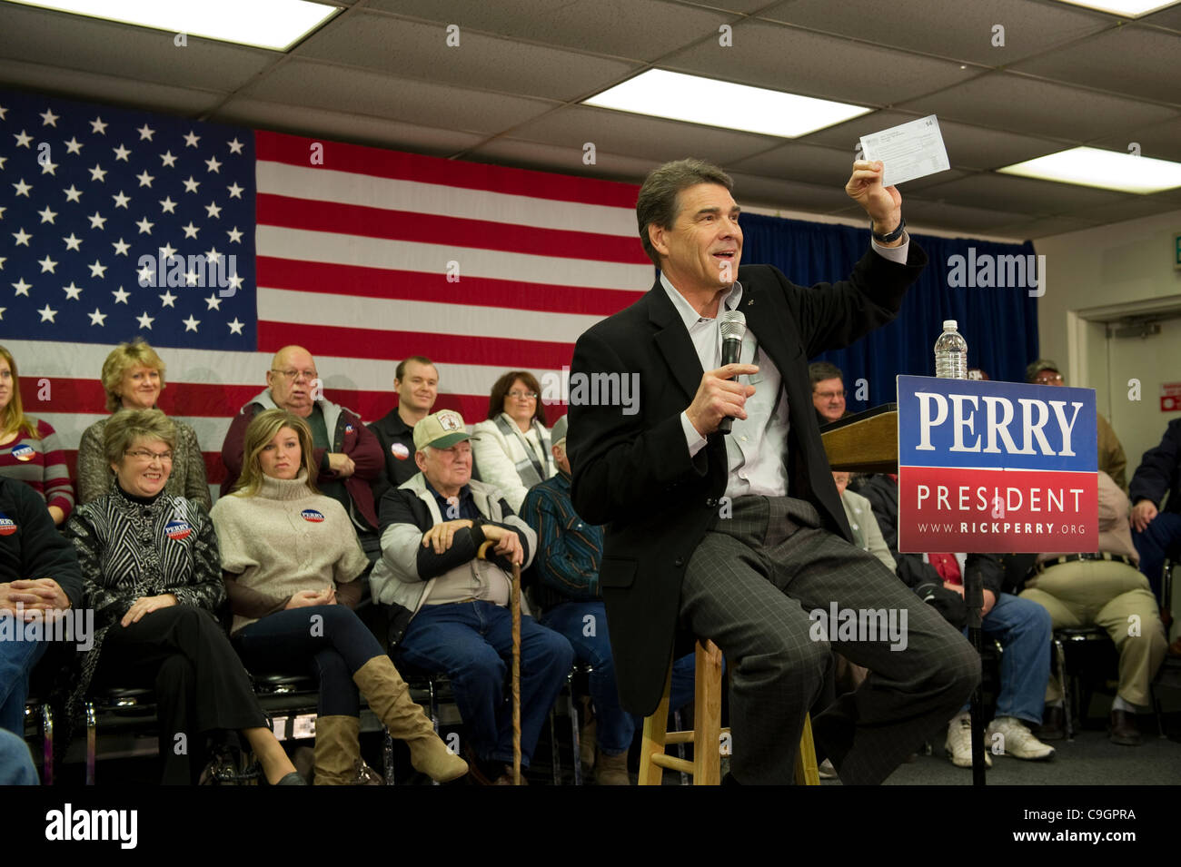 Republican presidential candidate Rick Perry speaks to supporters at a ...