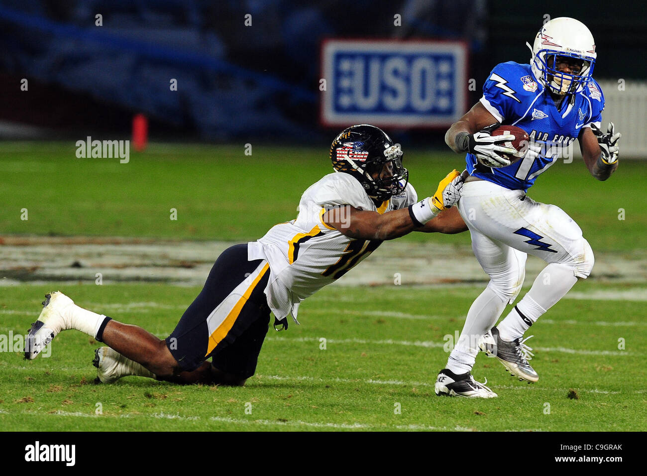 Dec. 28, 2011 - Washington, Dc, MD, U.S - Air Force Falcons running ...