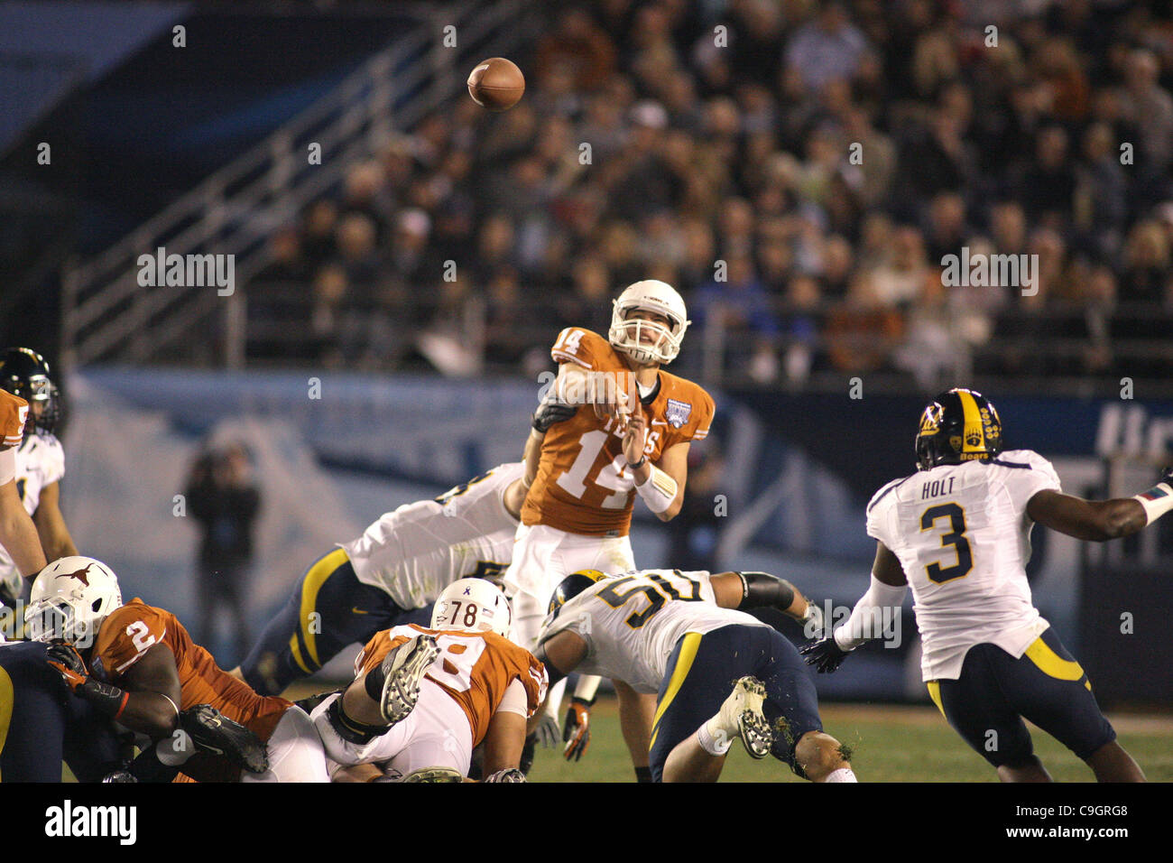 Dec. 28, 2011 - San Diego, California, U.S - Texas Longhorn QB David ...