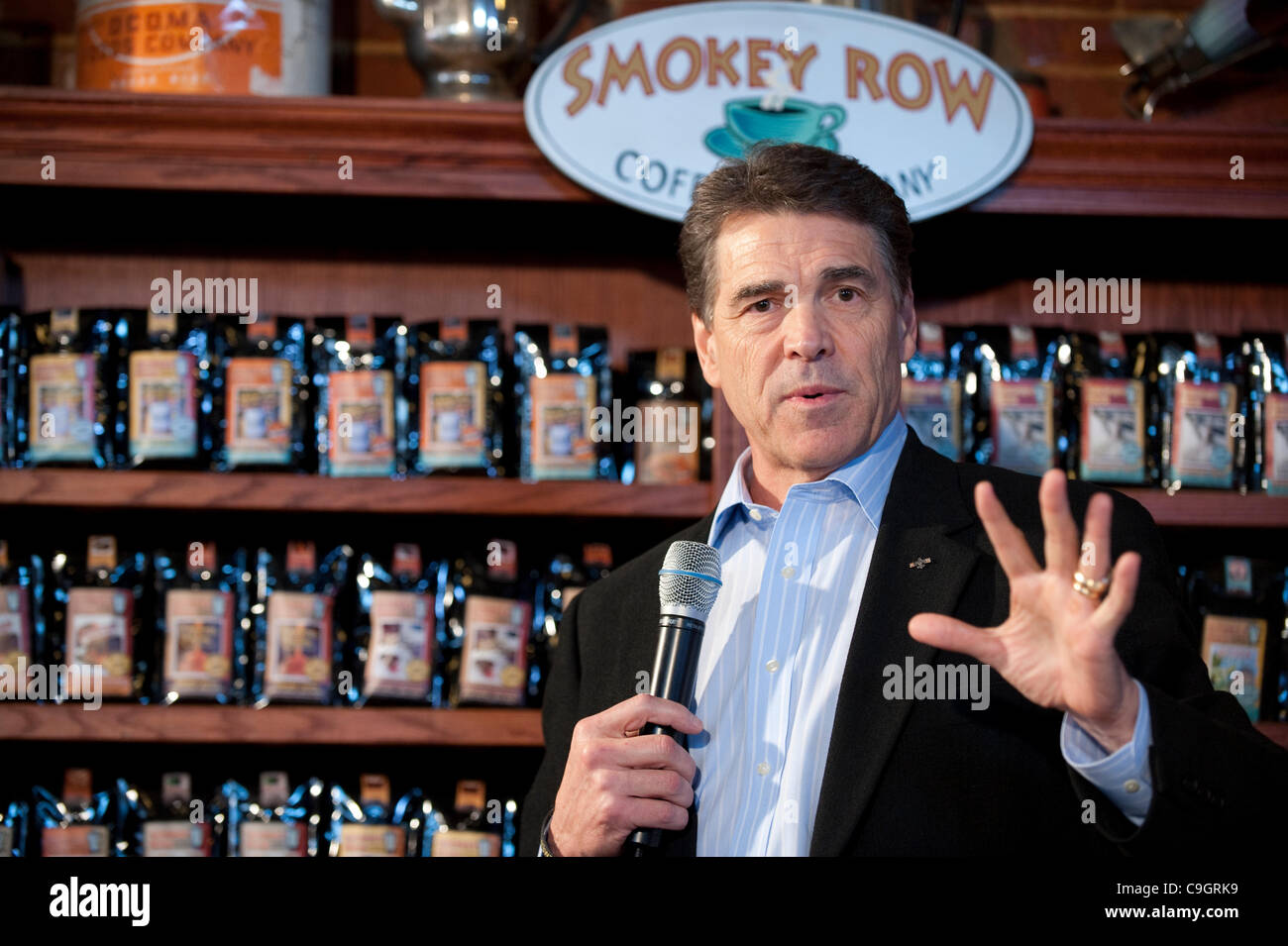 Republican presidential candidate Rick Perry speaks to supporters at a ...