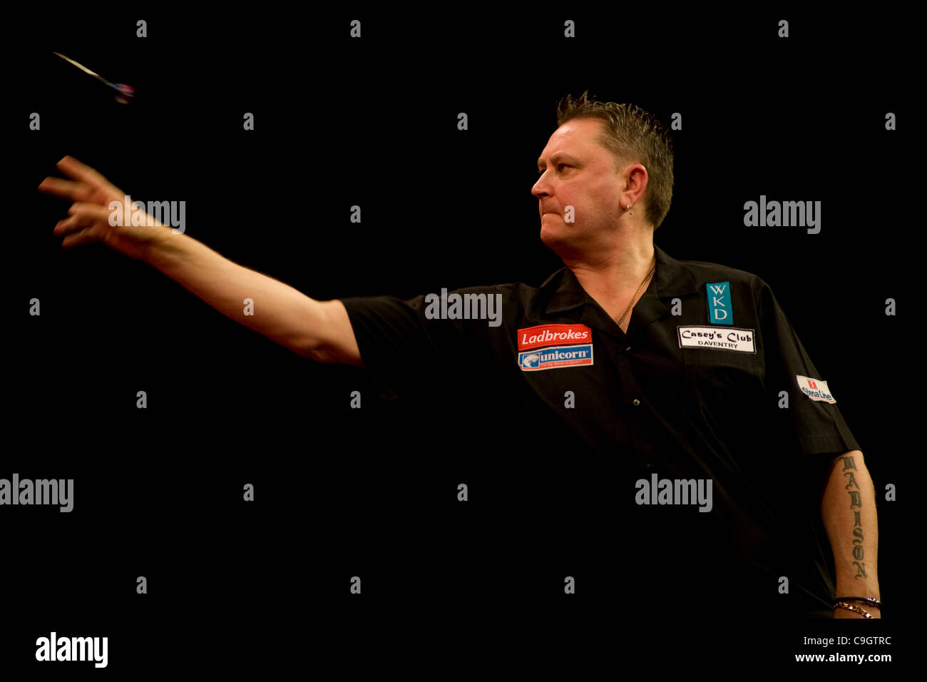 Kevin painter darts hi-res stock photography and images - Alamy