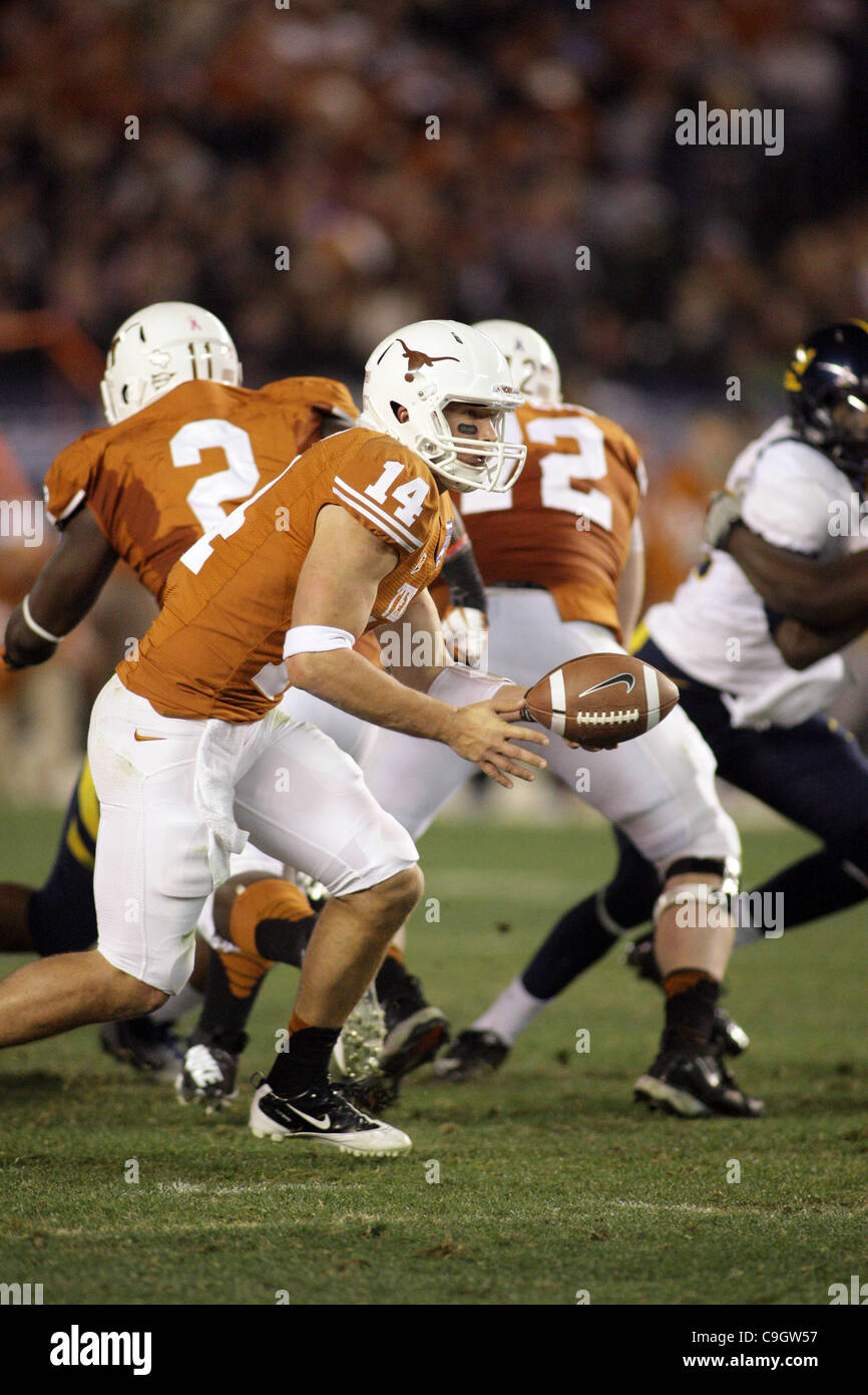 Dec. 29, 2011 - San Diego, California, U.S - Texas Longhorn QB David ...