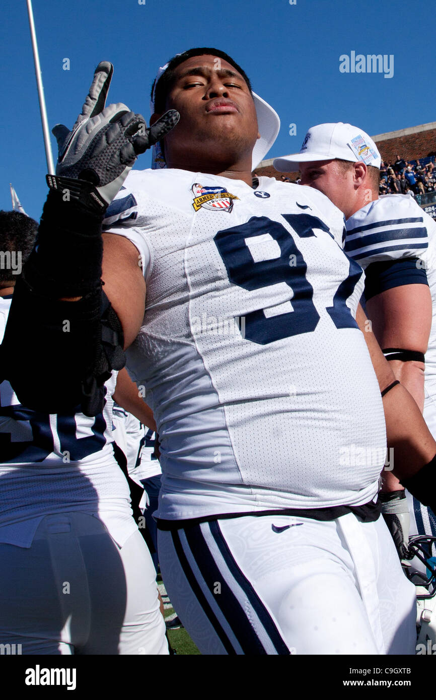 Dec. 30, 2011 - Dallas, Texas, US - BYU Cougars DL Travis Tuiloma (97 ...