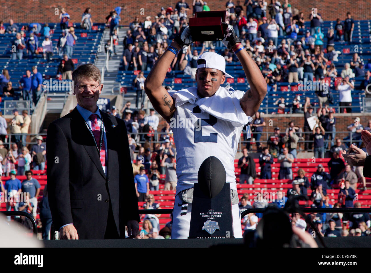 Dec 30 2011 Dallas Texas Us Byu Cougar Wr Cody Hoffman 2 Is Selected Offensive Player