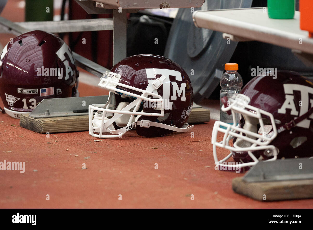 Big 10 football helmets hi-res stock photography and images - Alamy