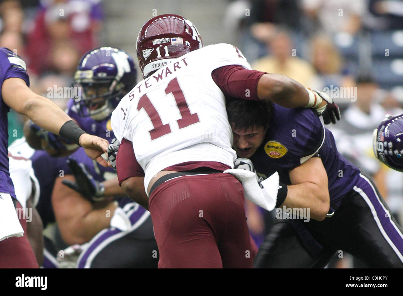 Northwestern wildcats helmet hi-res stock photography and images - Alamy