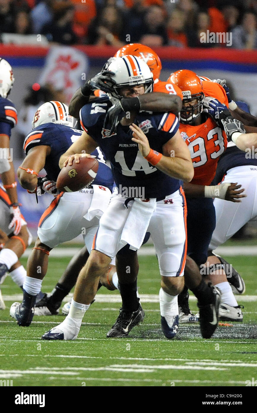 Dec. 31, 2011 - Atlanta, Georgia, U.S - Auburn Tigers quarterback ...