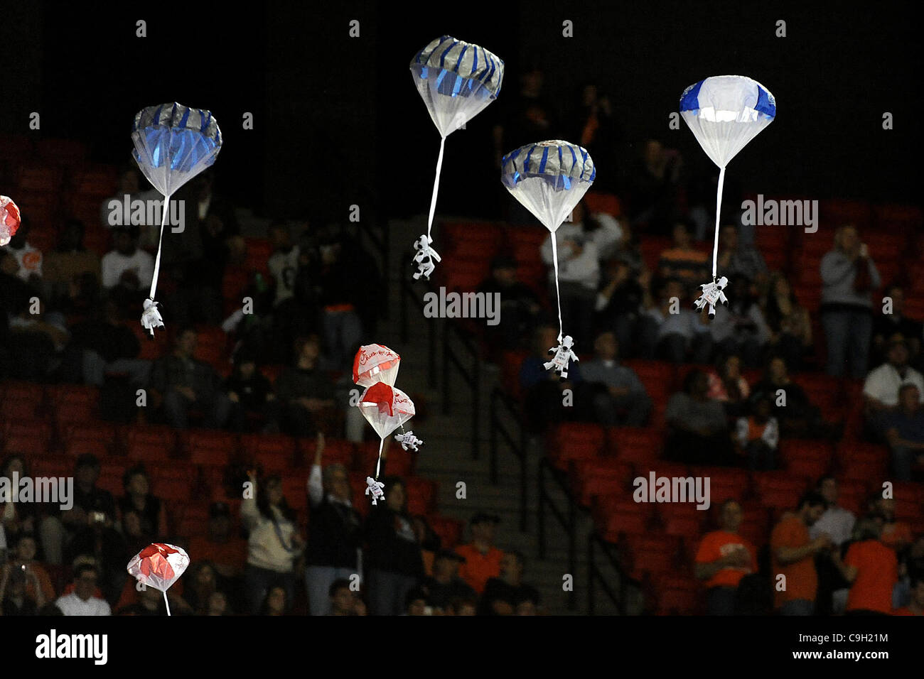 Chick fil a cows hi-res stock photography and images - Alamy